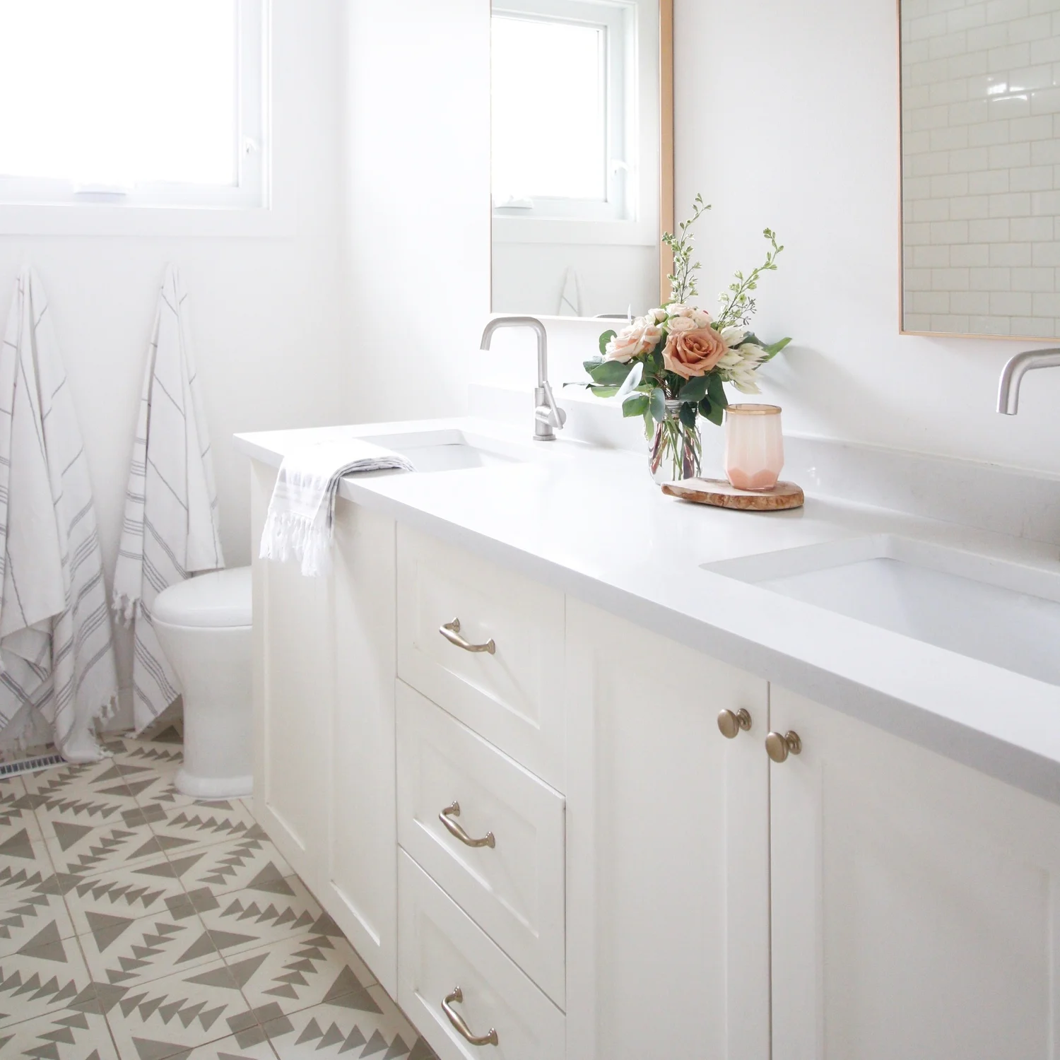 LT HOMES | Interior Design & Build Co.