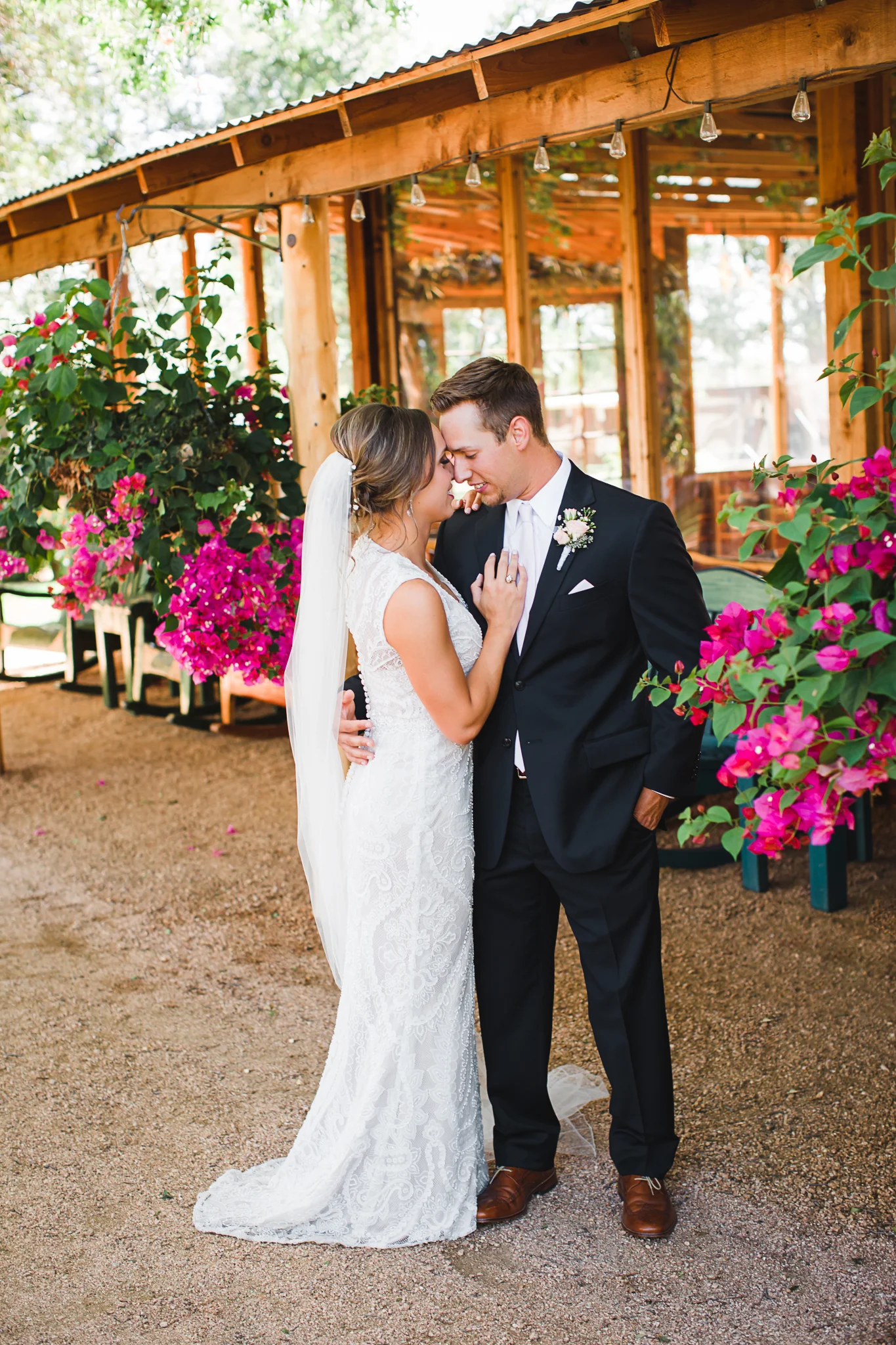 Celia + Blake | Wedding at The Resplendent Garden in Amarillo, Texas ...