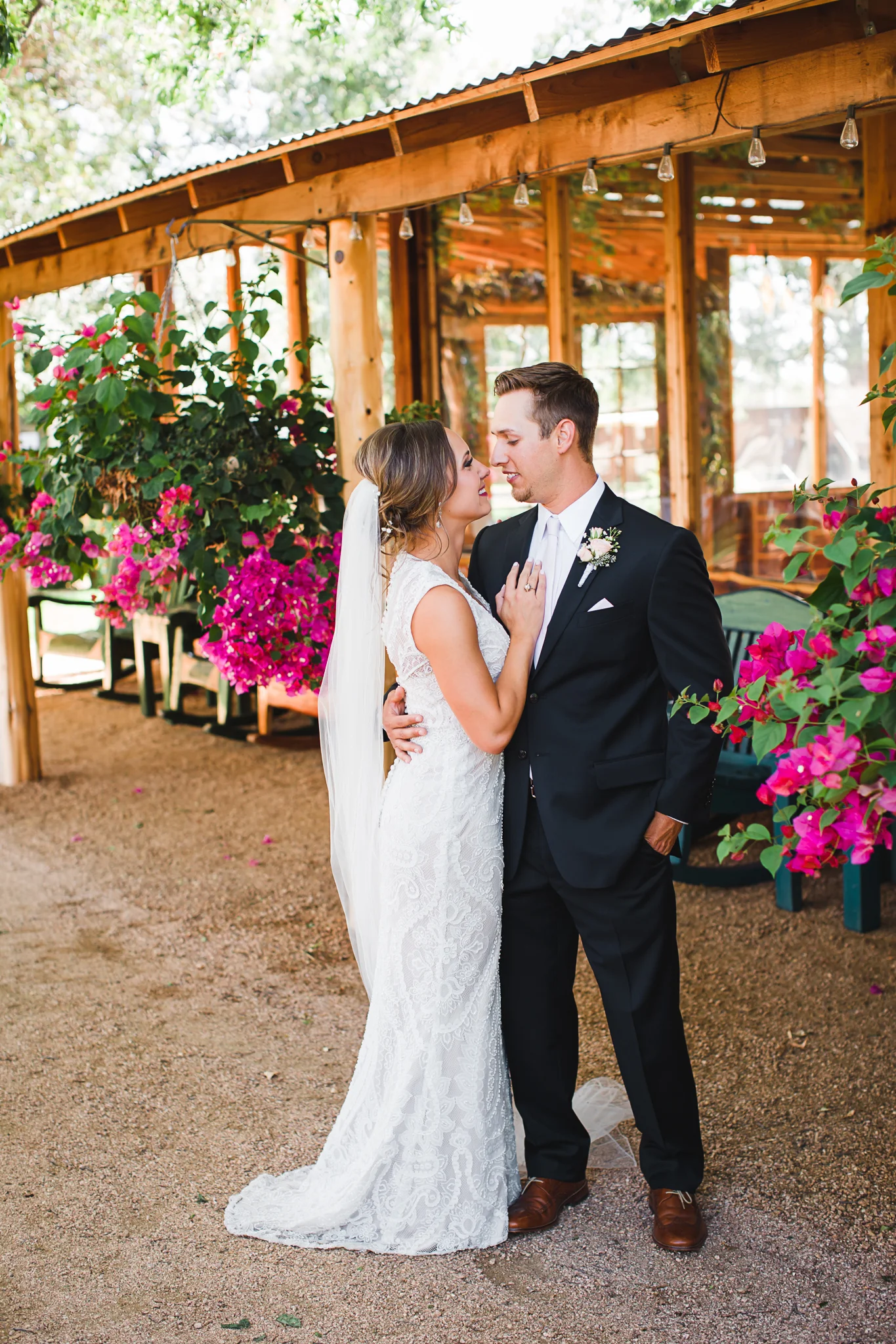 Celia + Blake | Wedding at The Resplendent Garden in Amarillo, Texas ...