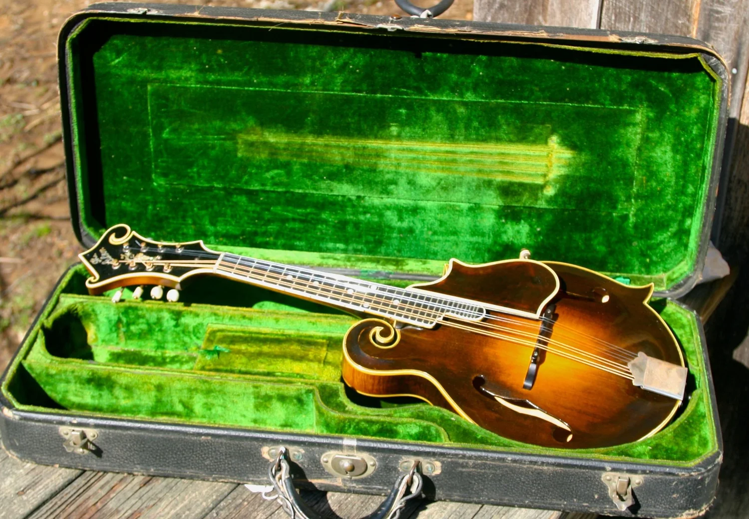 Breaking News 1924 — Mandolin Central
