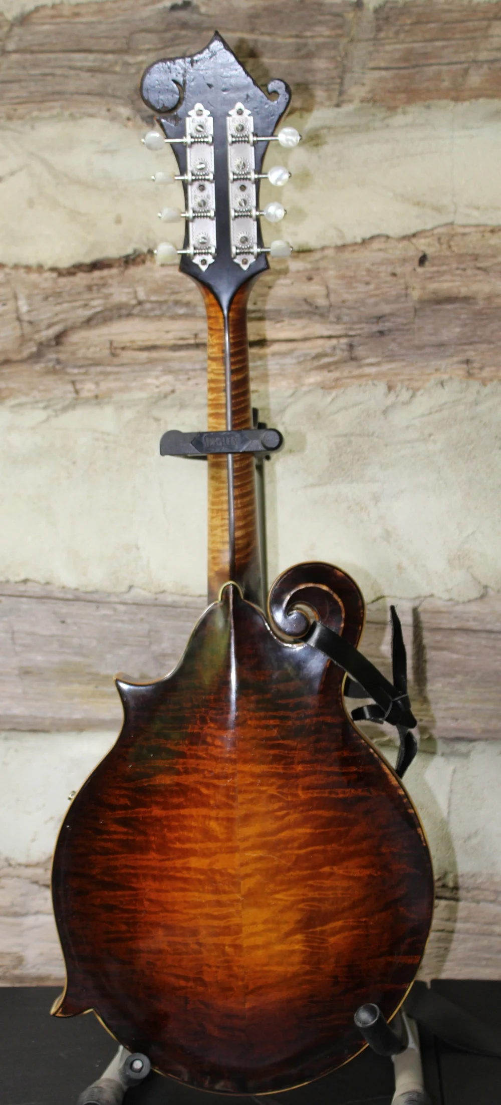 Breaking News 1923 — Mandolin Central