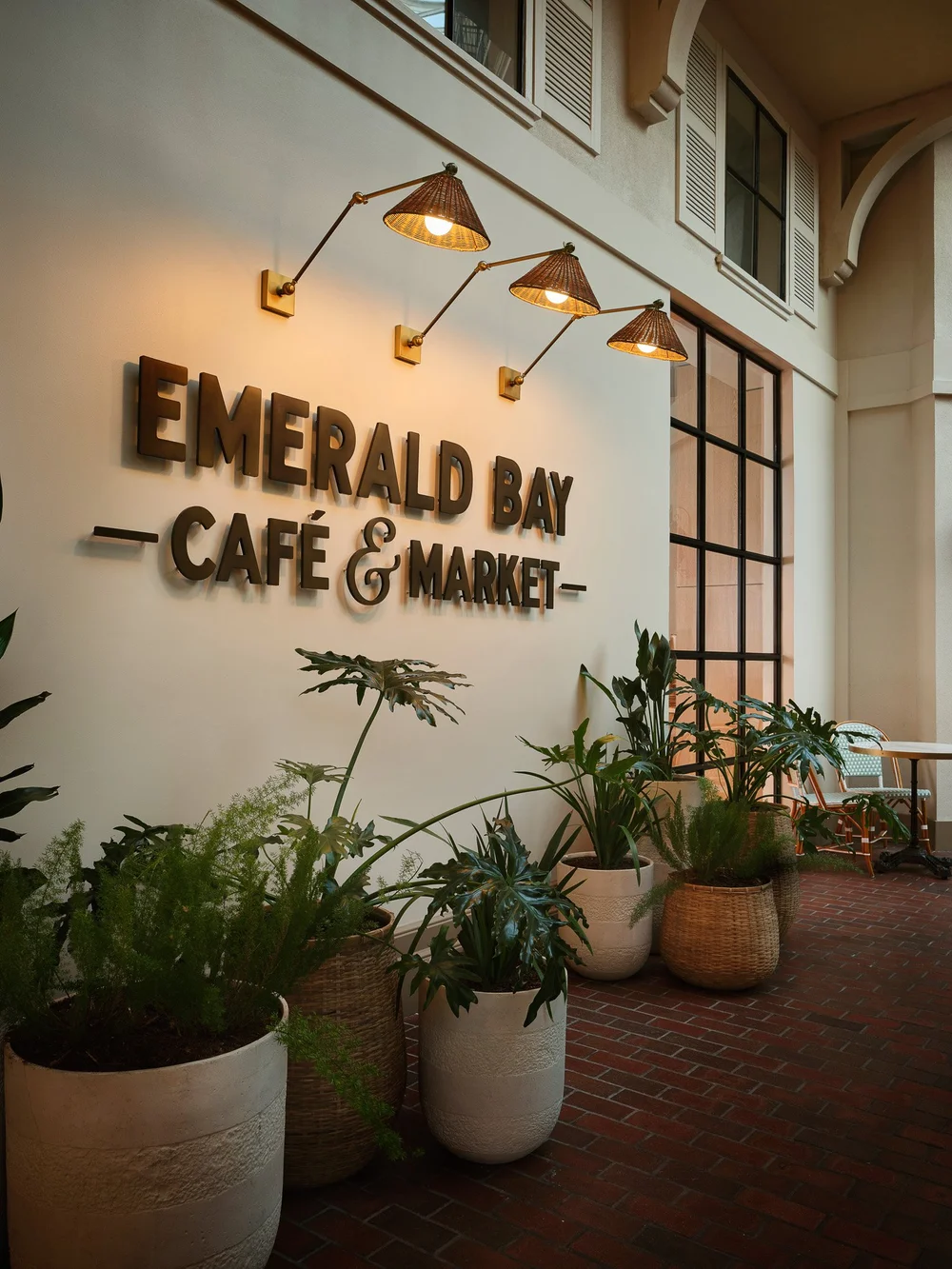 EMERALD BAY MARKET PLACE — BLUR Workshop