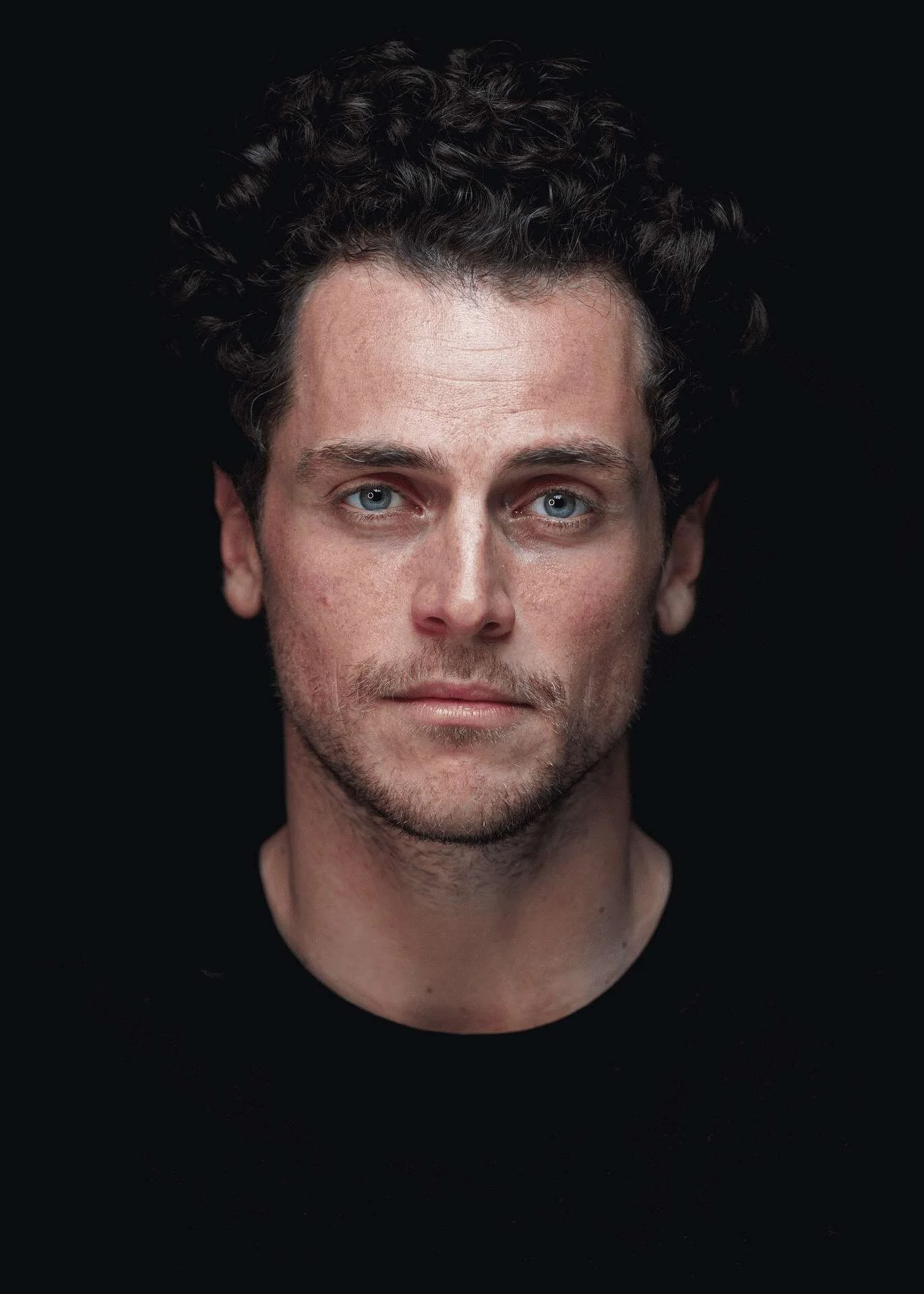 Davide Tucci | Actor based in Europe