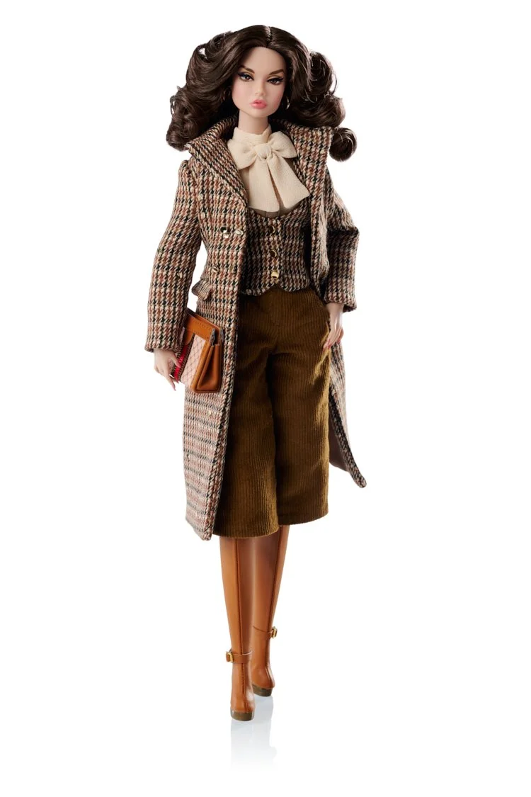 The new W Club year begins with two new fashion packs for Poppy Parker ...