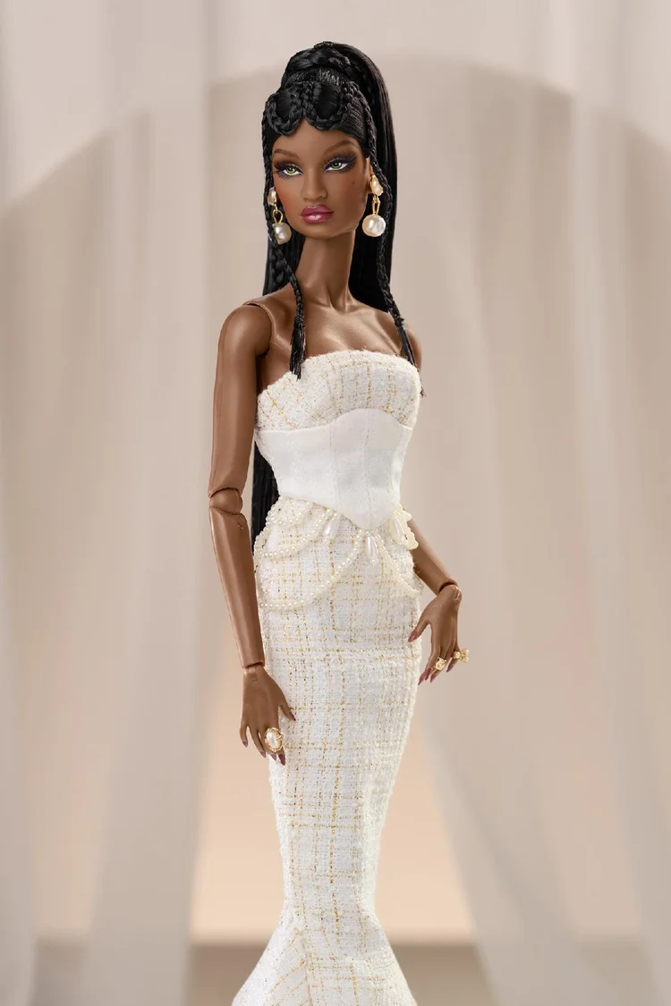 Mother Of Pearl Janay is the 30th Anniversary doll from Integrity Toys ...