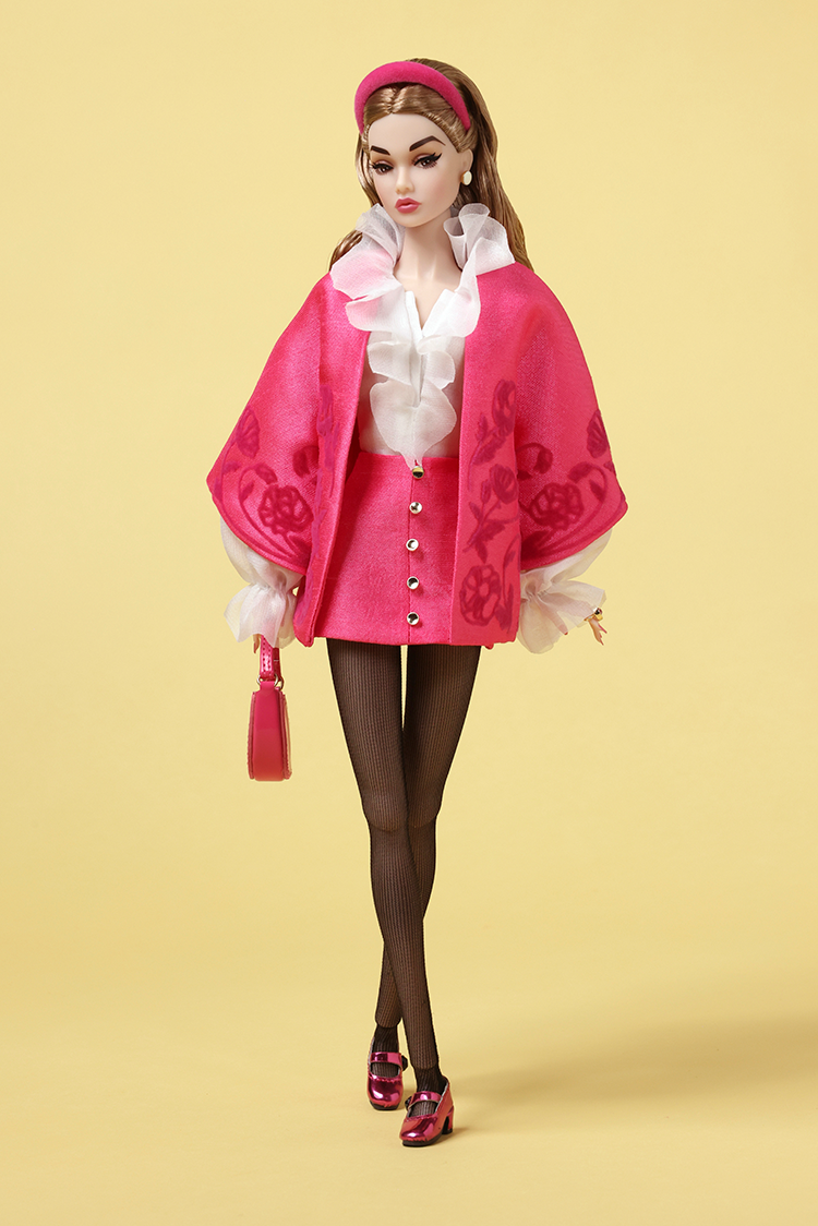 Dolly Fridays 3: The 5th W Club doll is... another Poppy Parker ...