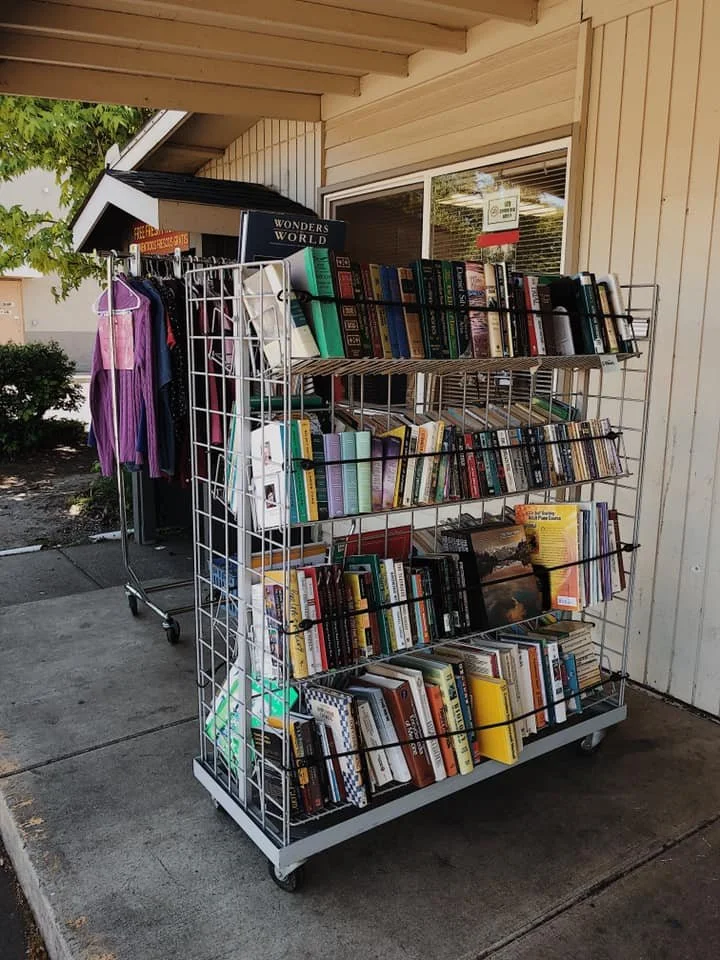 Vina's Free Thrift Store — Vina Moses Center