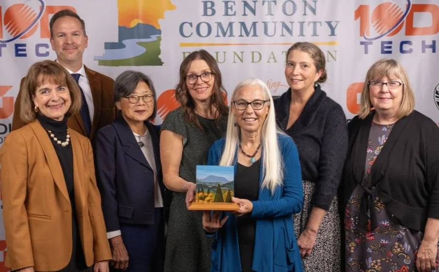Volunteer — Vina Moses Center