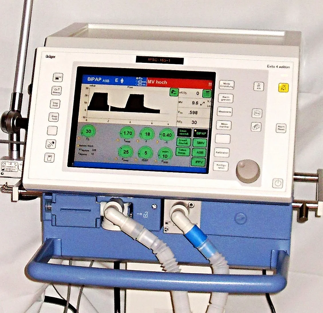 Ventilator Management Simulation Debriefing — Taming the SRU