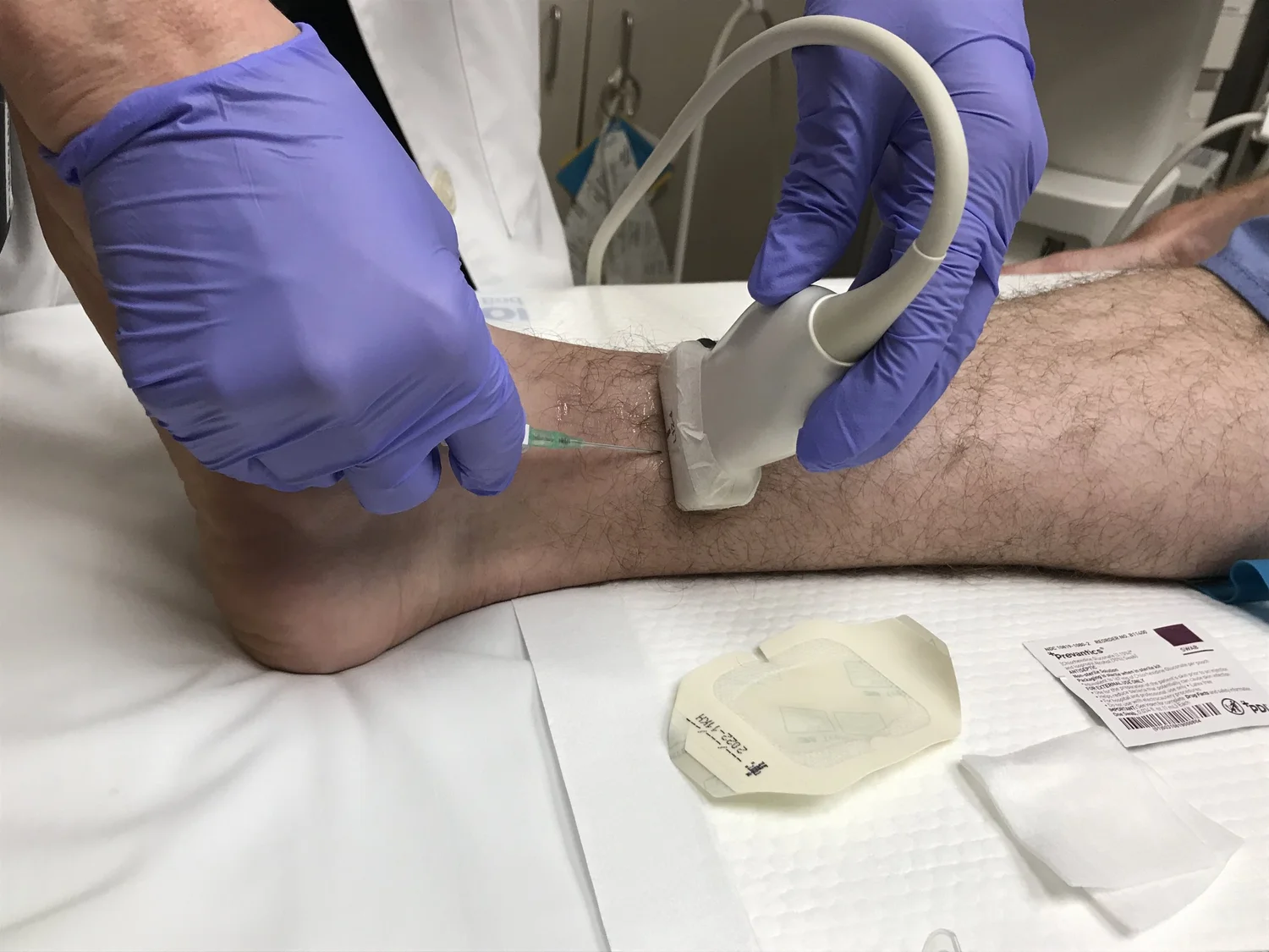 US - Saphenous vein cannulation: Ultrasound of the Month — Taming the SRU