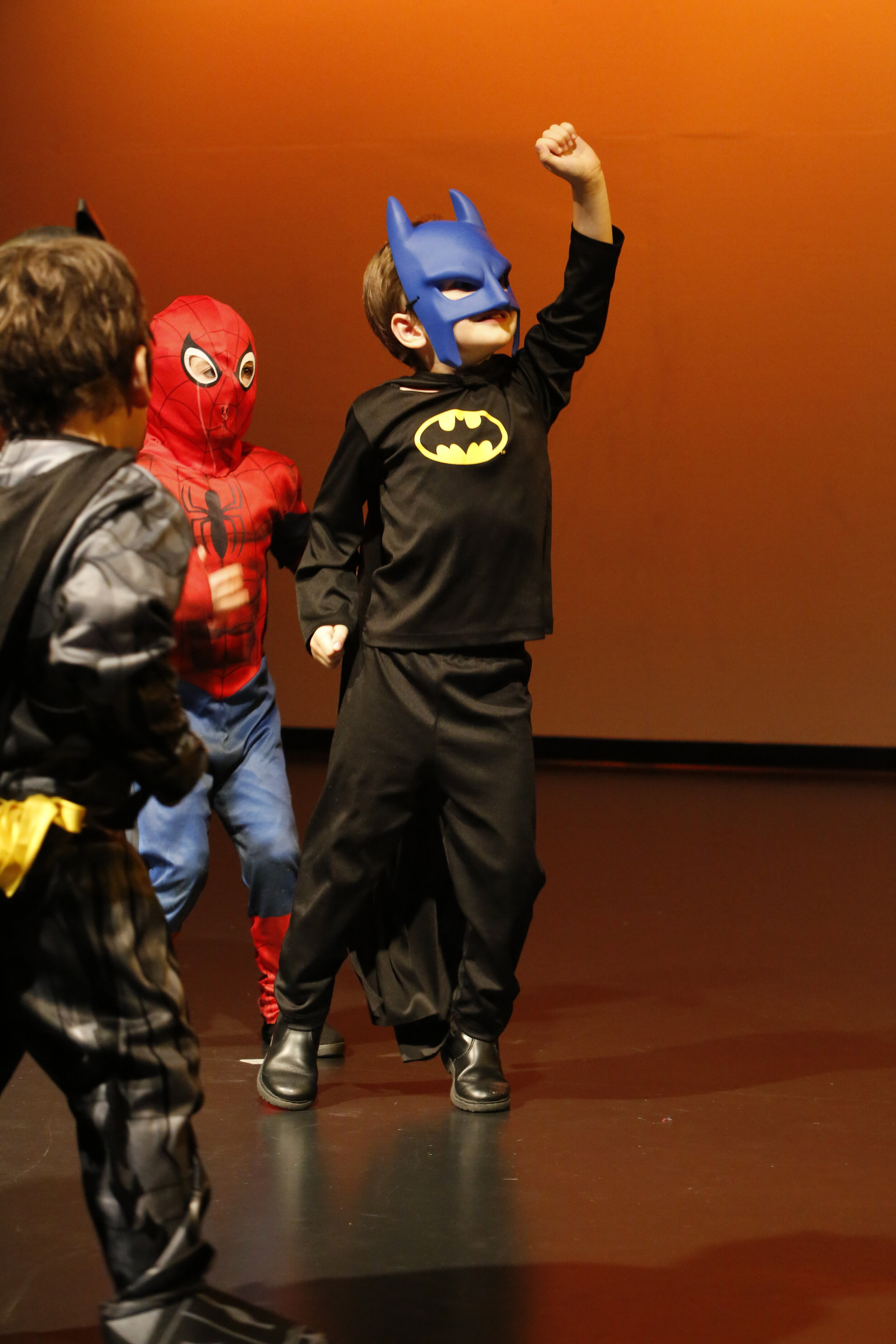 Dance Kingdom — Bom Funk Dance Studio