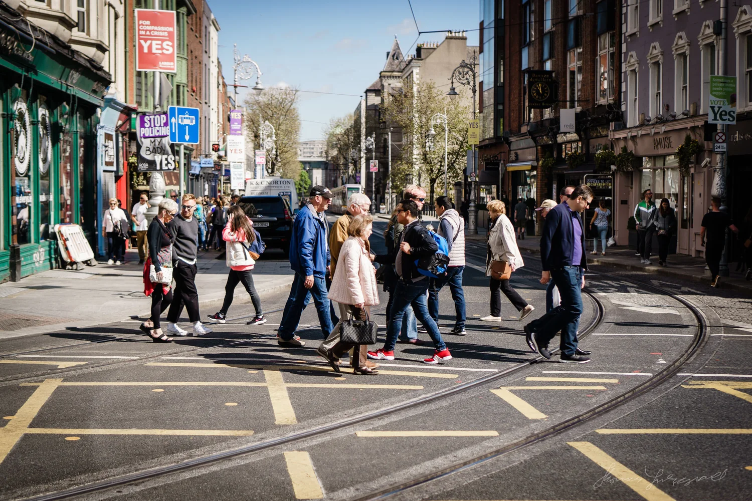 Shooting street photography with a Sony A6000 — Thomas Fitzgerald ...