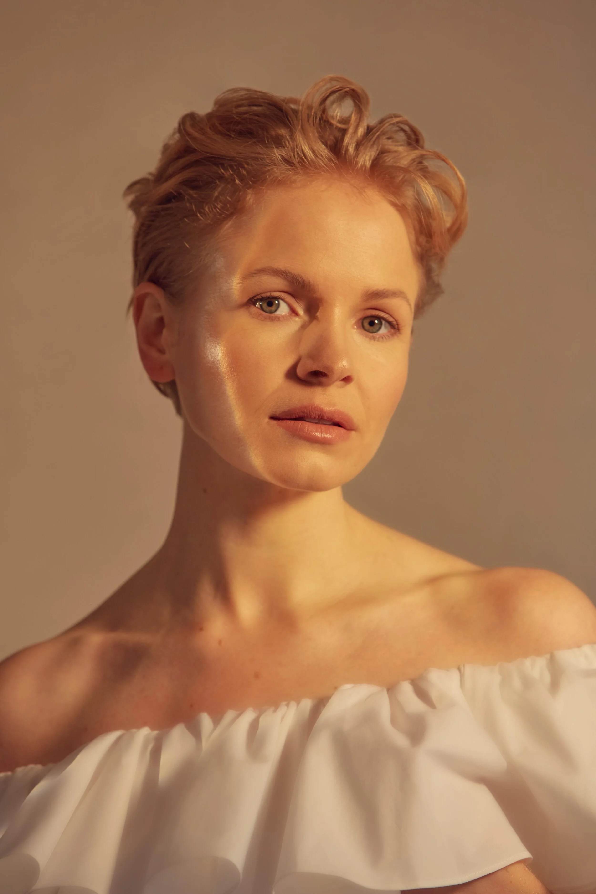 Kate Phillips on Honoring The Time In Between, Game-Changing Moments ...