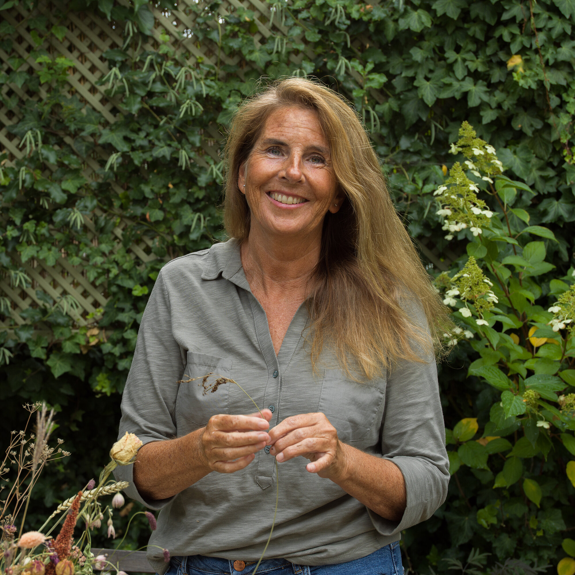 The Beauty of Dried Flowers With Carolyn Dunster, Author of 'Cut & Dry ...