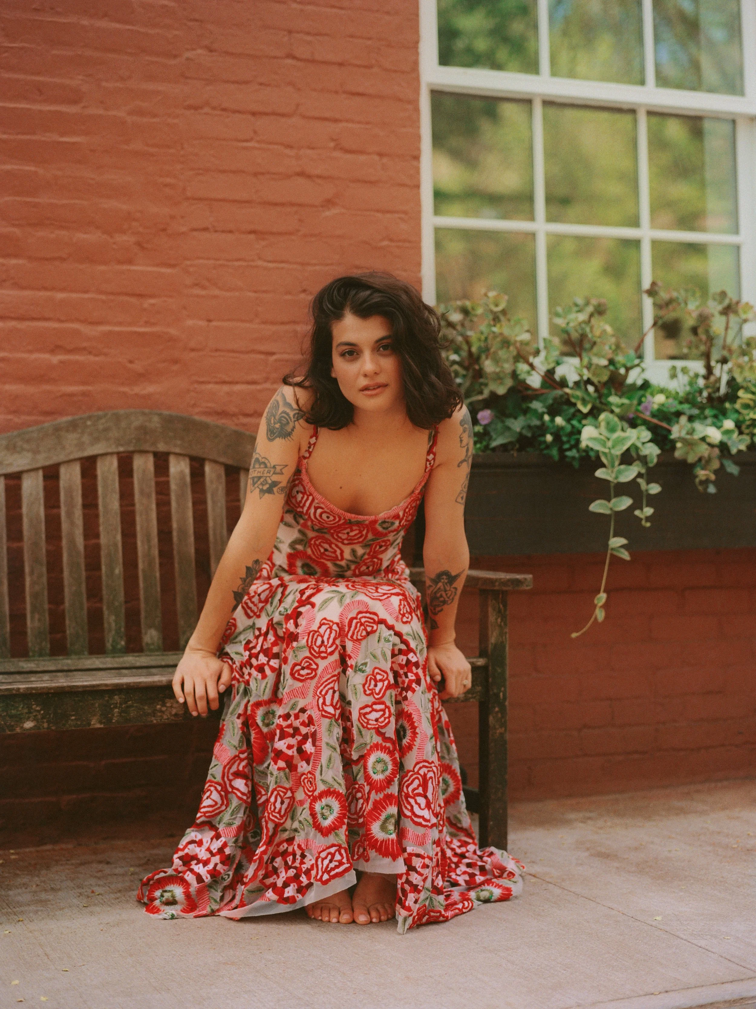 Sofia Black D'Elia Talks the New Season of 'Single Drunk Female', Her ...