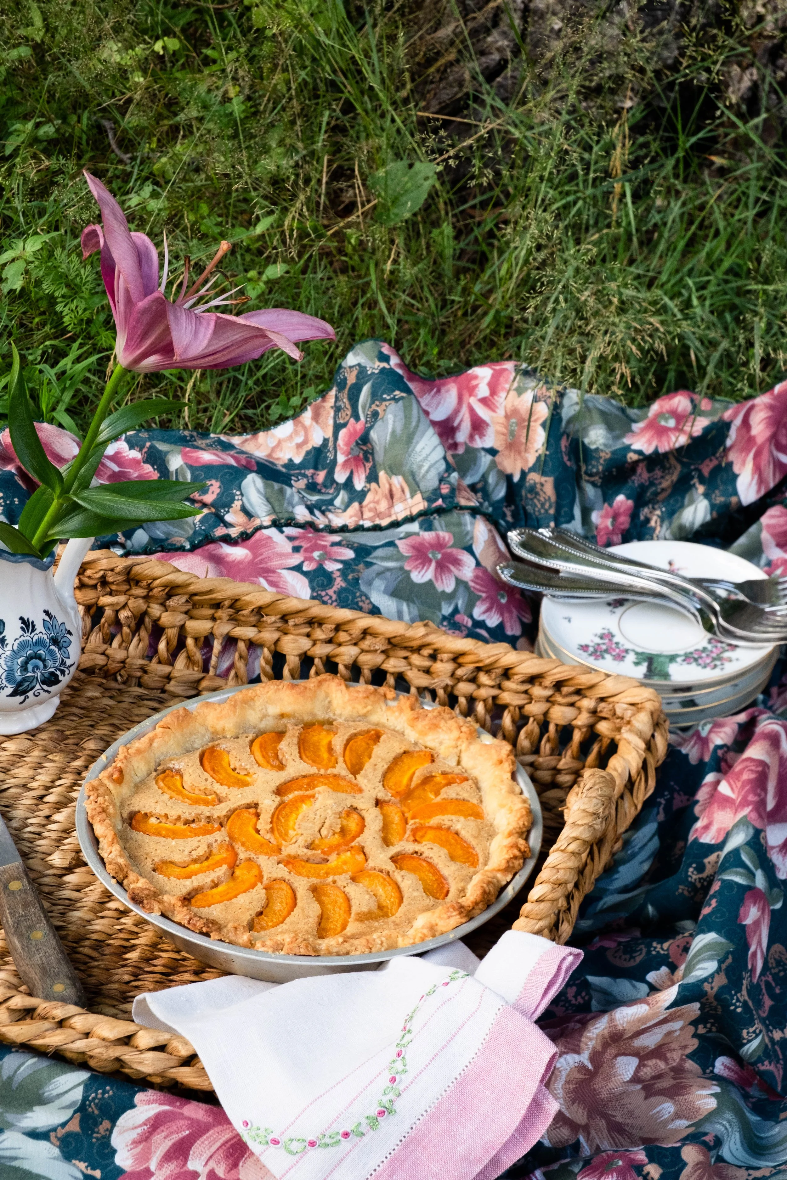 Apricot Frangipane Tart — Rose & Ivy