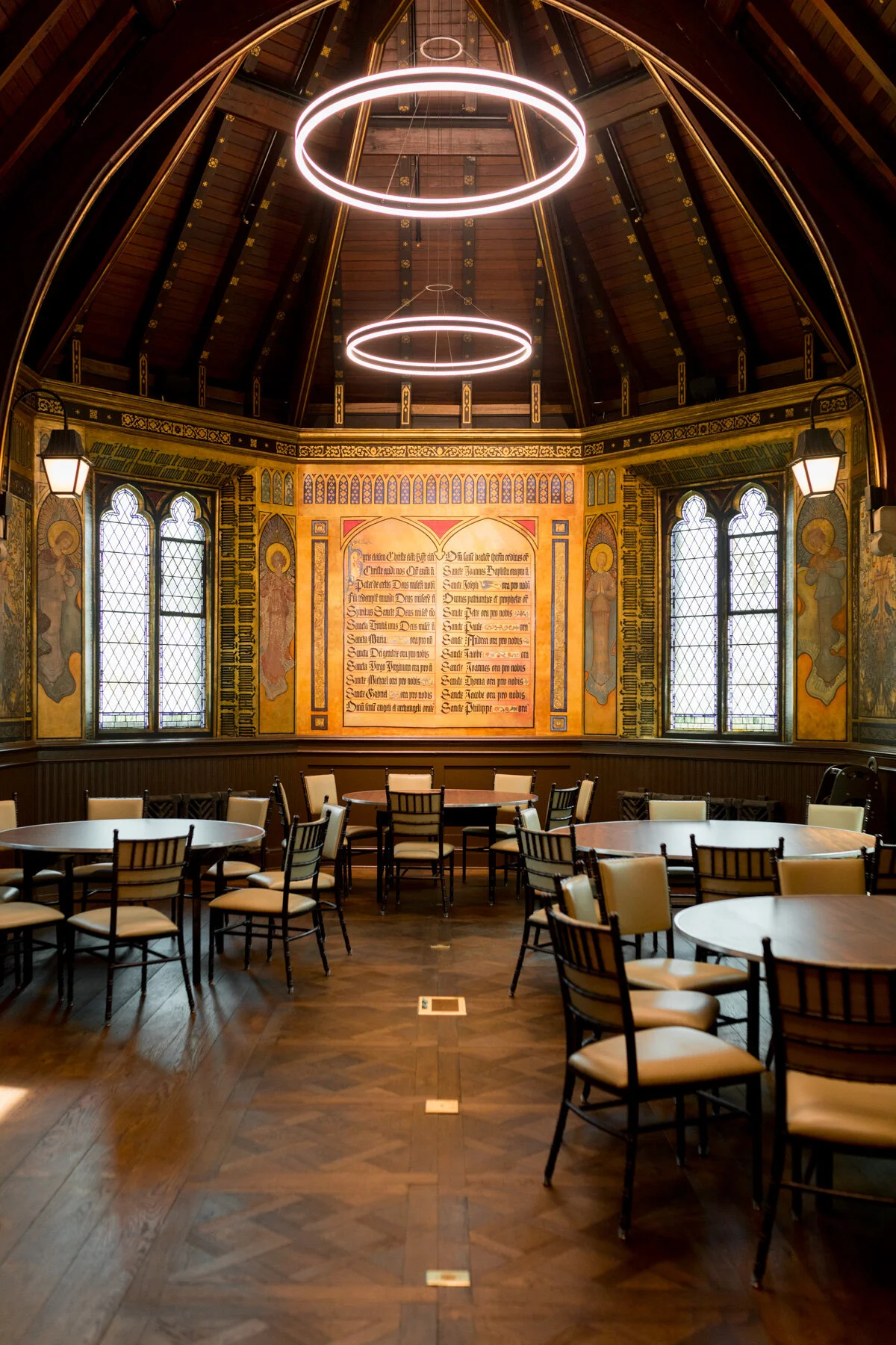 Take A Peek Inside The Abbey Inn And Spa — LBFPHOTO