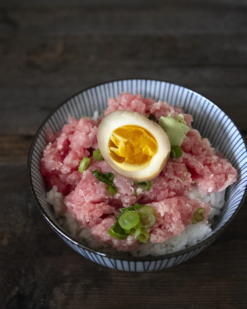 negitoro donburi (leftover tuna over rice)t-square in the kitchen