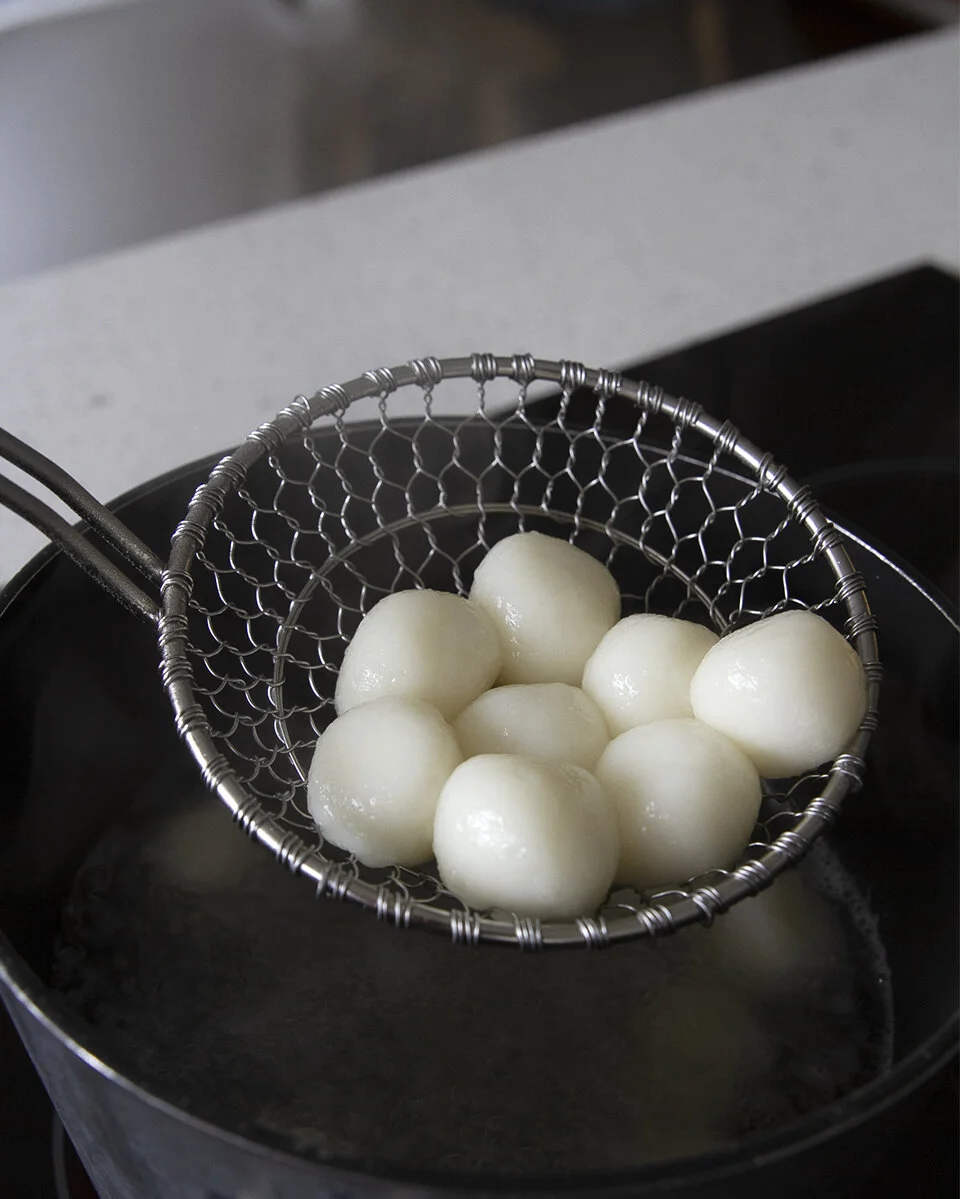 chocolate-honey dangot-square in the kitchen
