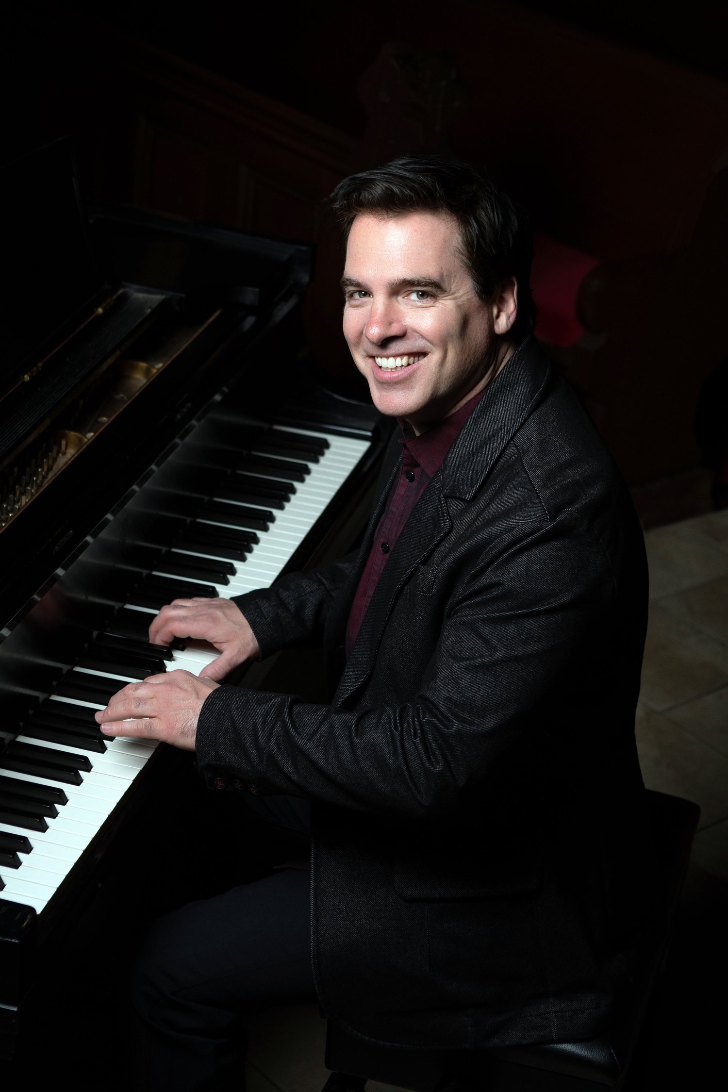 About — Daniel Kelly / Pianist & Composer
