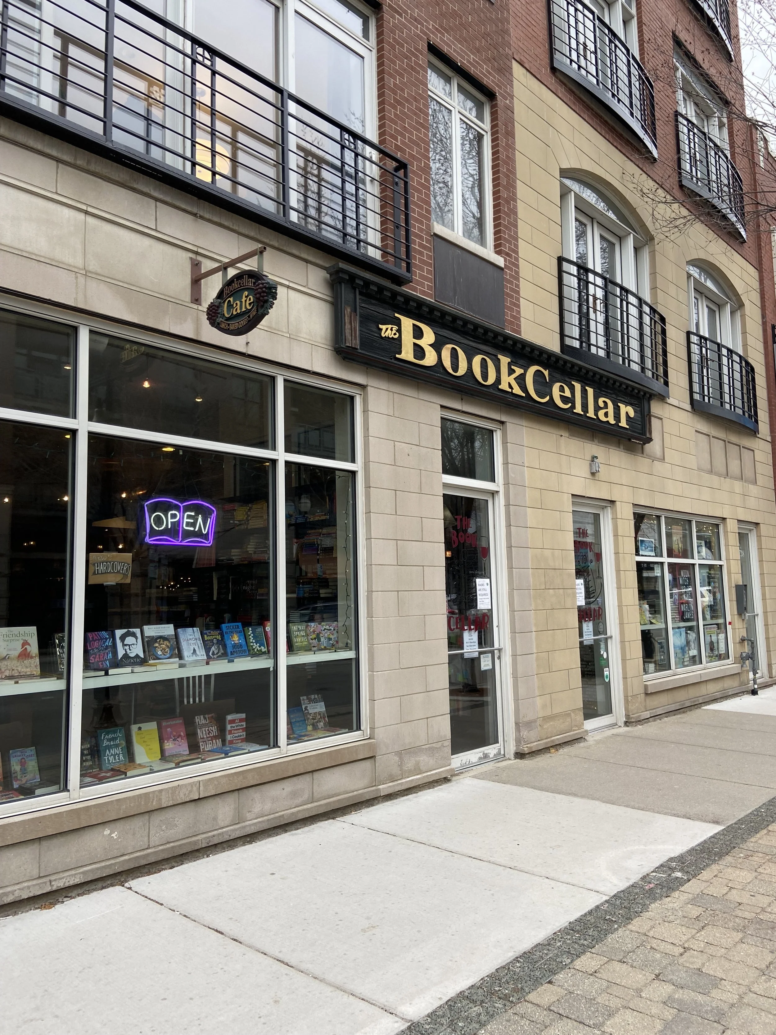 Literary Tourism: The Book Cellar in Chicago — Off the Beaten Shelf