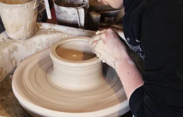 Interview - Victoria Baker of Little Wren Pottery - Design Hunter