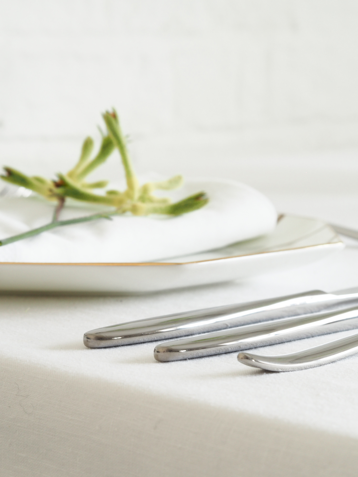 Cotswolds style | New cutlery designs from Robert Welch - Design Hunter
