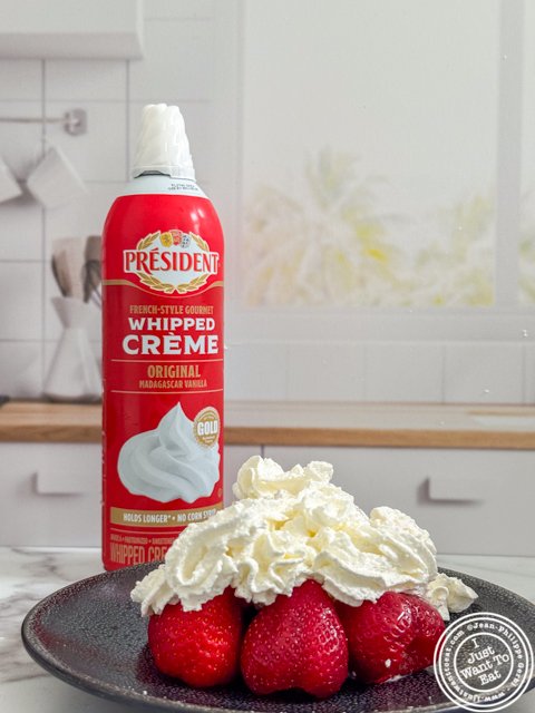 Product Review: President's Whipped Cream — I Just Want To Eat! |Food ...