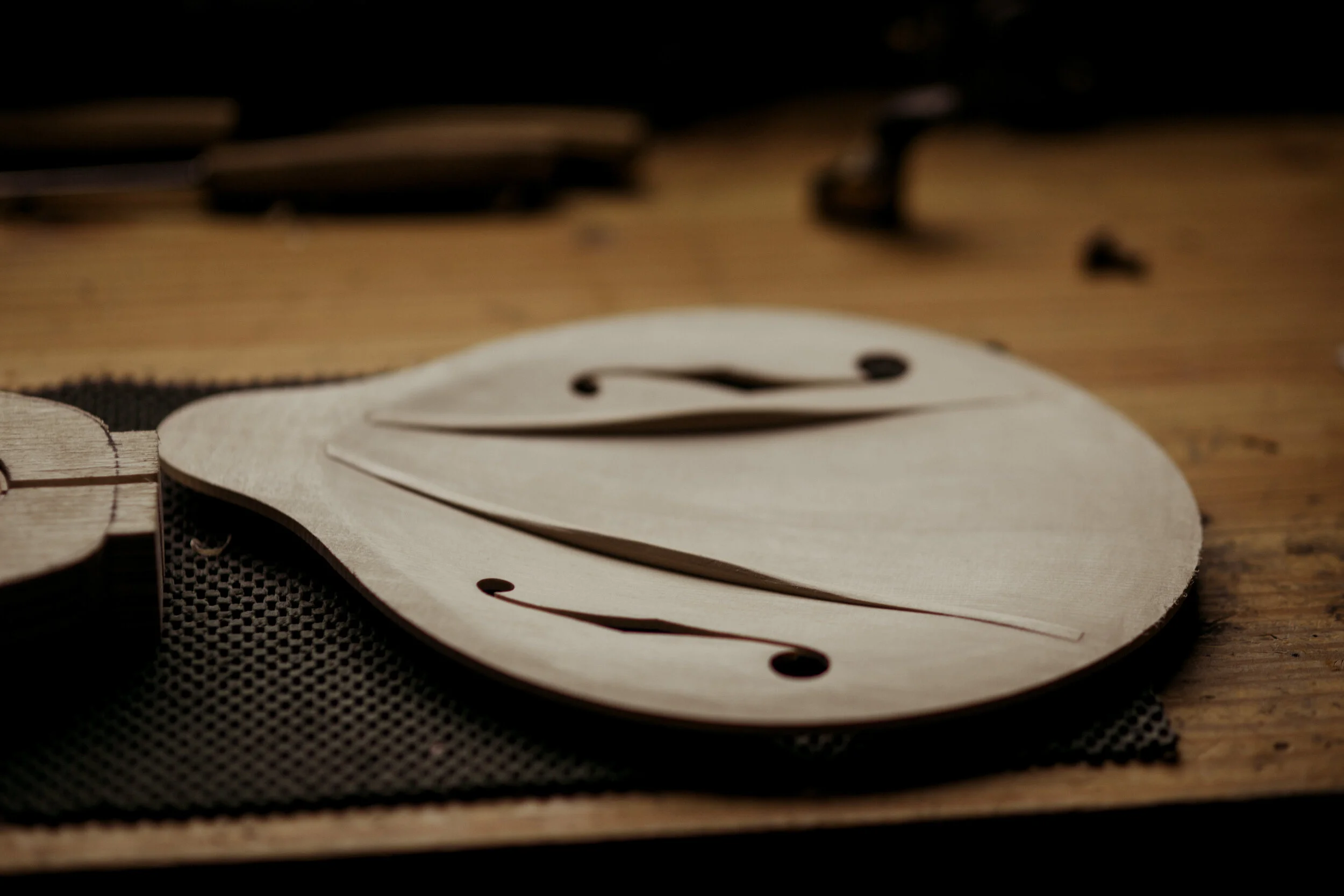 Construction — White Mandolins