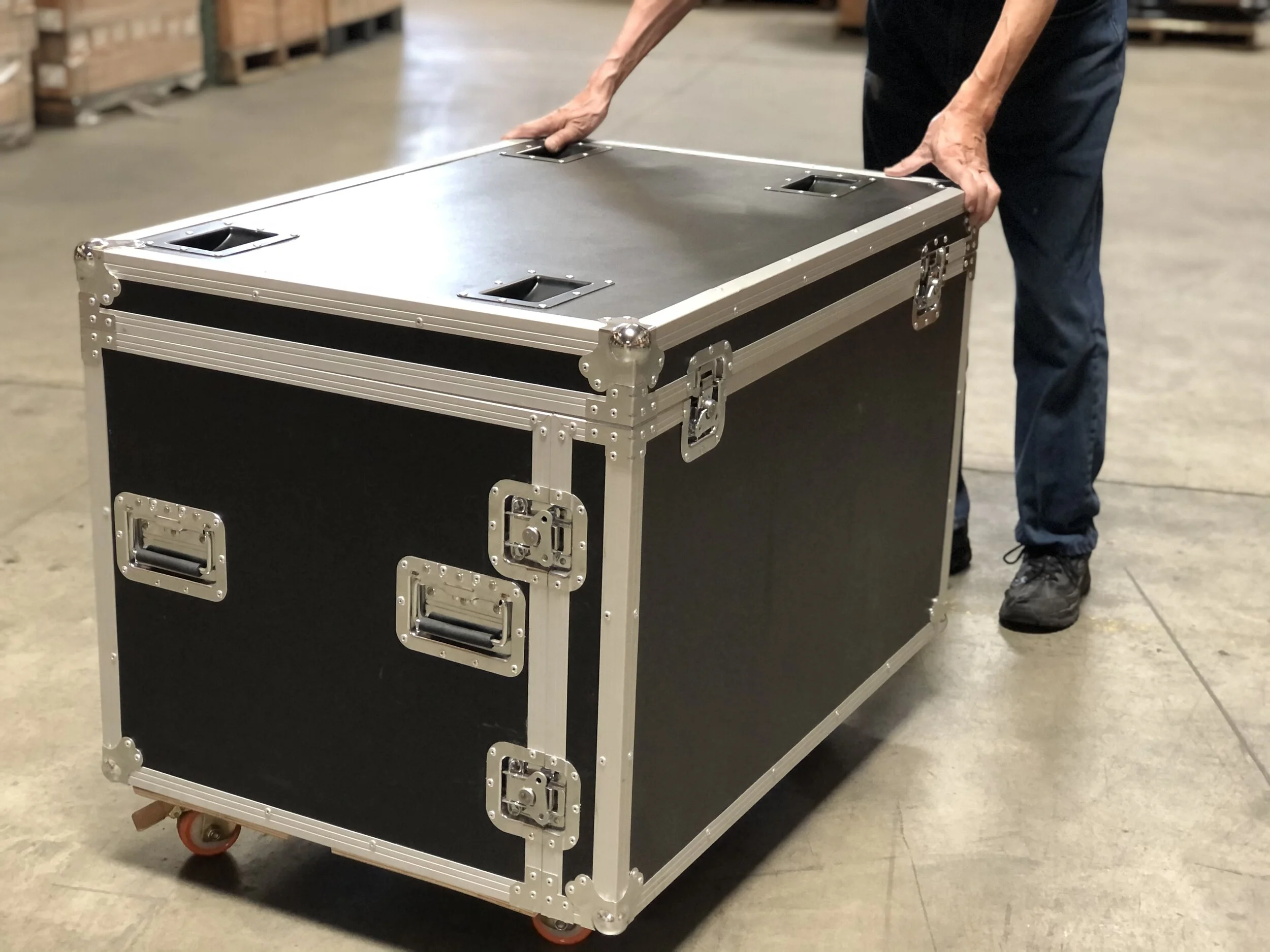 12 SMS-22 Orchestra Music Stands with Rolling Equipment Case Package ...