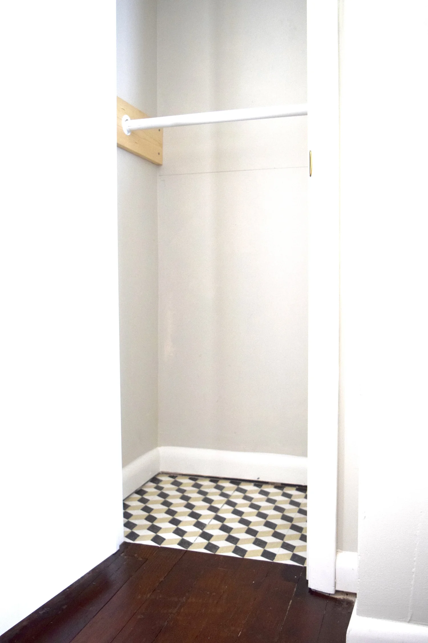 DIY Hand-painted Tumbling Block Floor — Stevie Storck