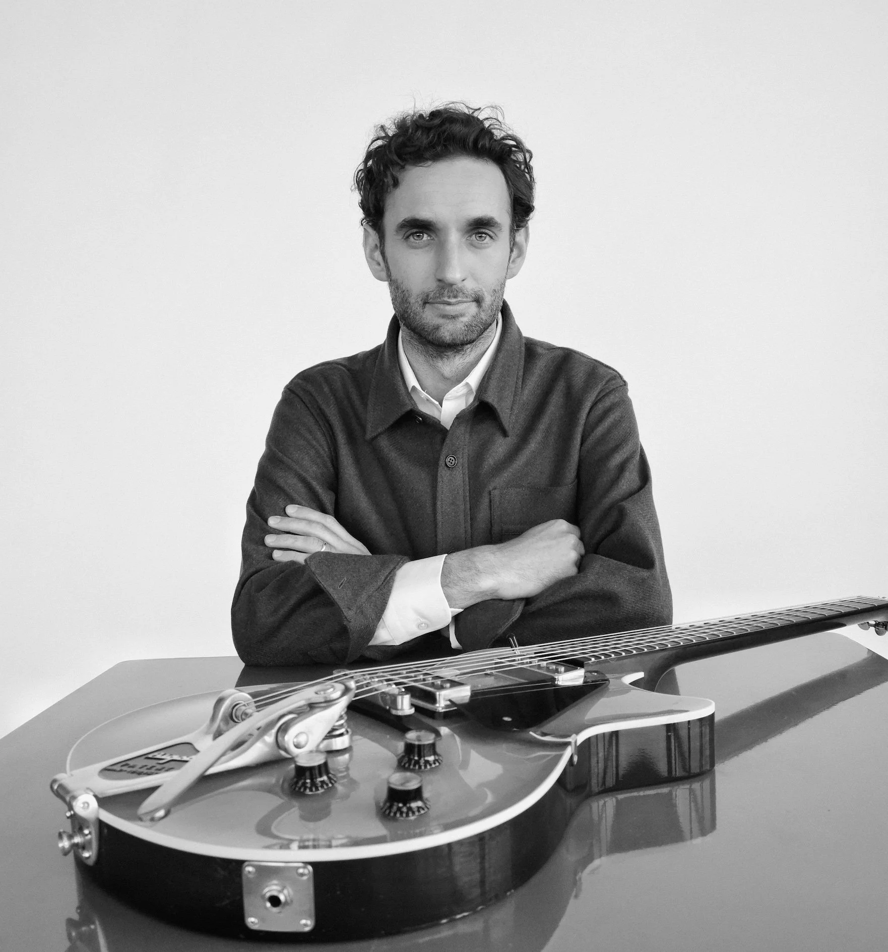About — JULIAN LAGE