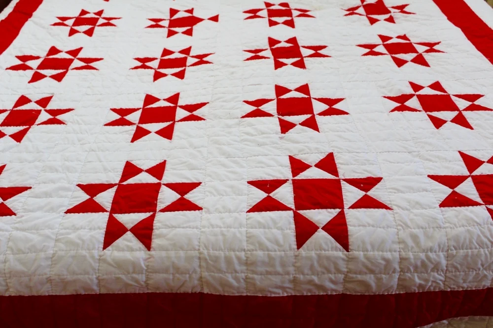 Red and White Ohio Star Quilt — Kentucky Life + Style + Travel Blog