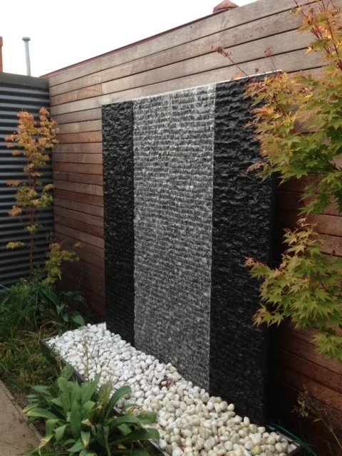 Brighton water feature wall — Dean Durrant Design
