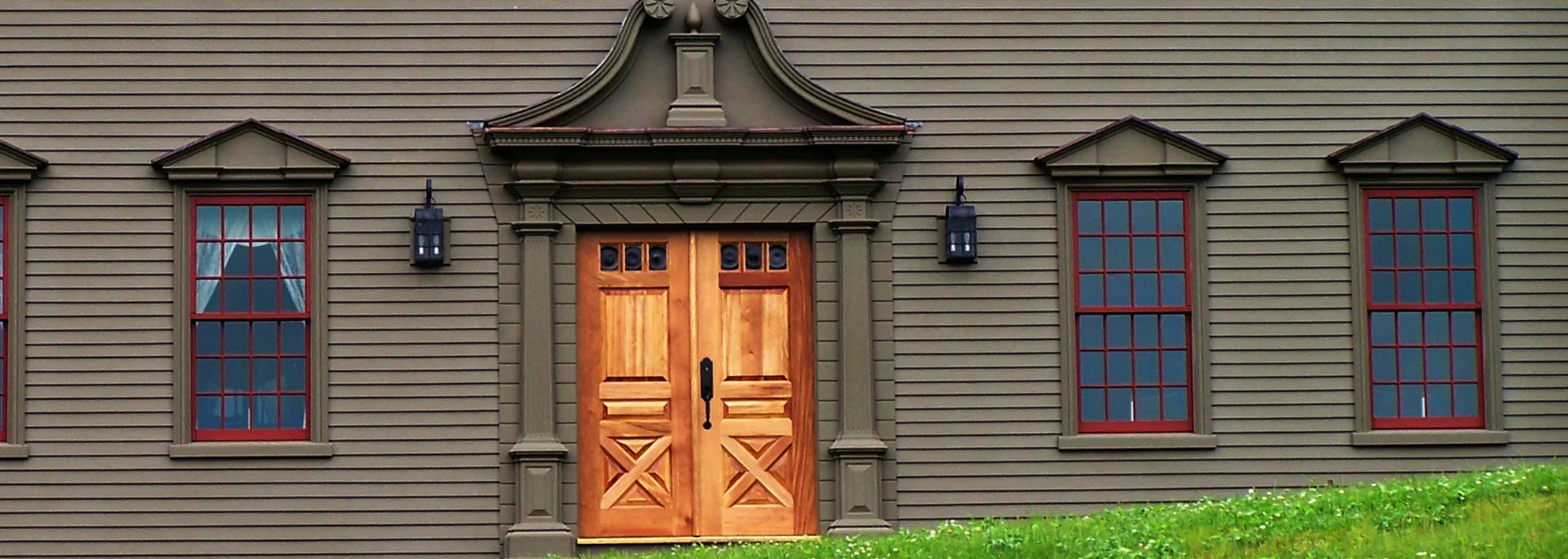 Colonial Exterior Window Trim