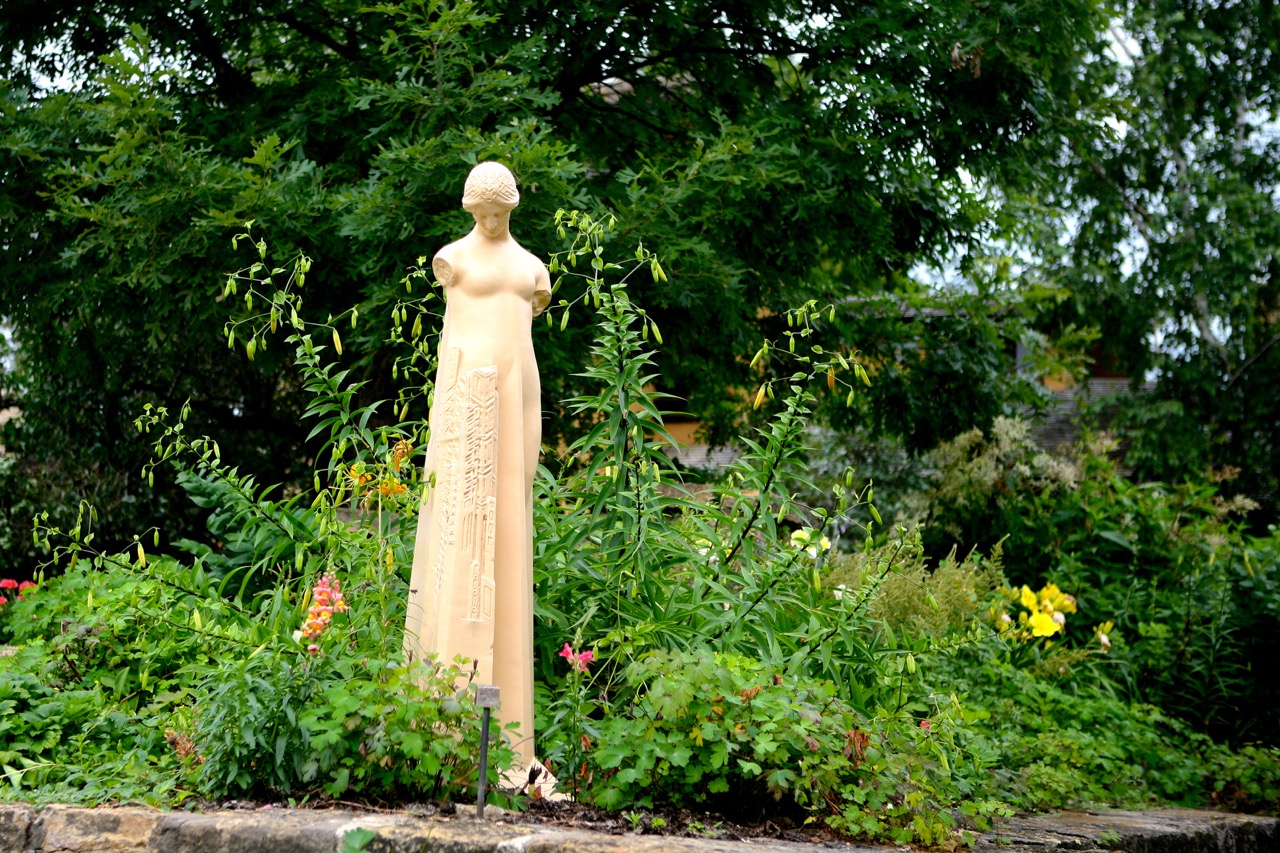 Friends in the garden — the good garden