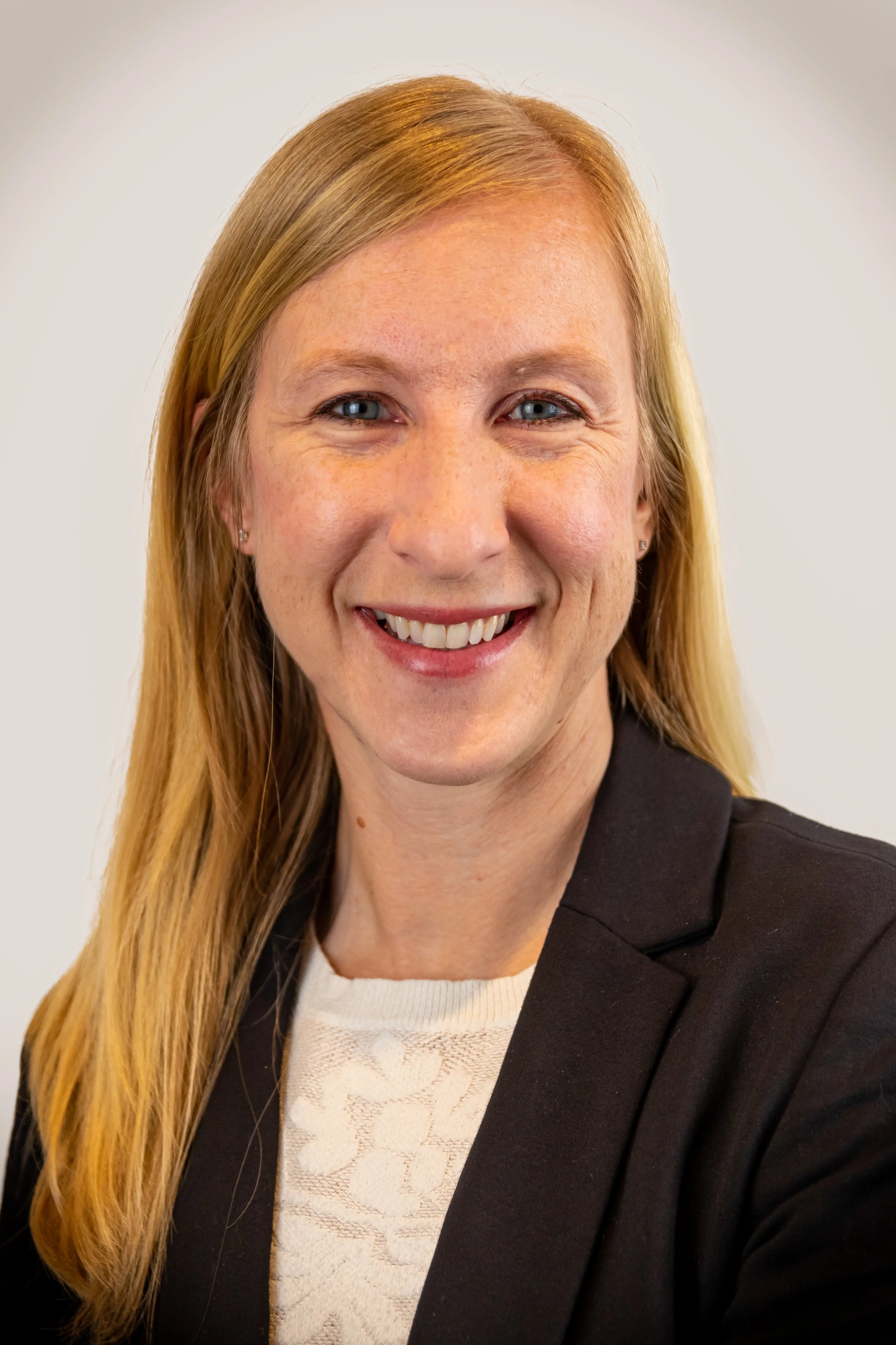 Loren Hughes Promoted to OFIC Manager of Scholarship Services — OFIC