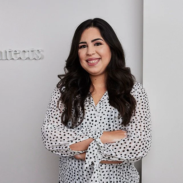 Anna Holcombe — sixthriver