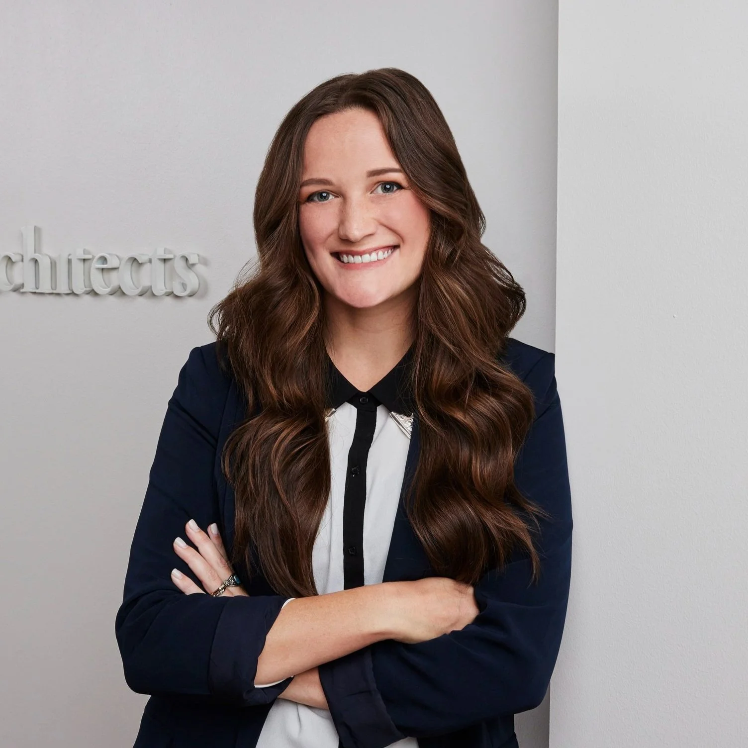 Meredith Monroe — sixthriver