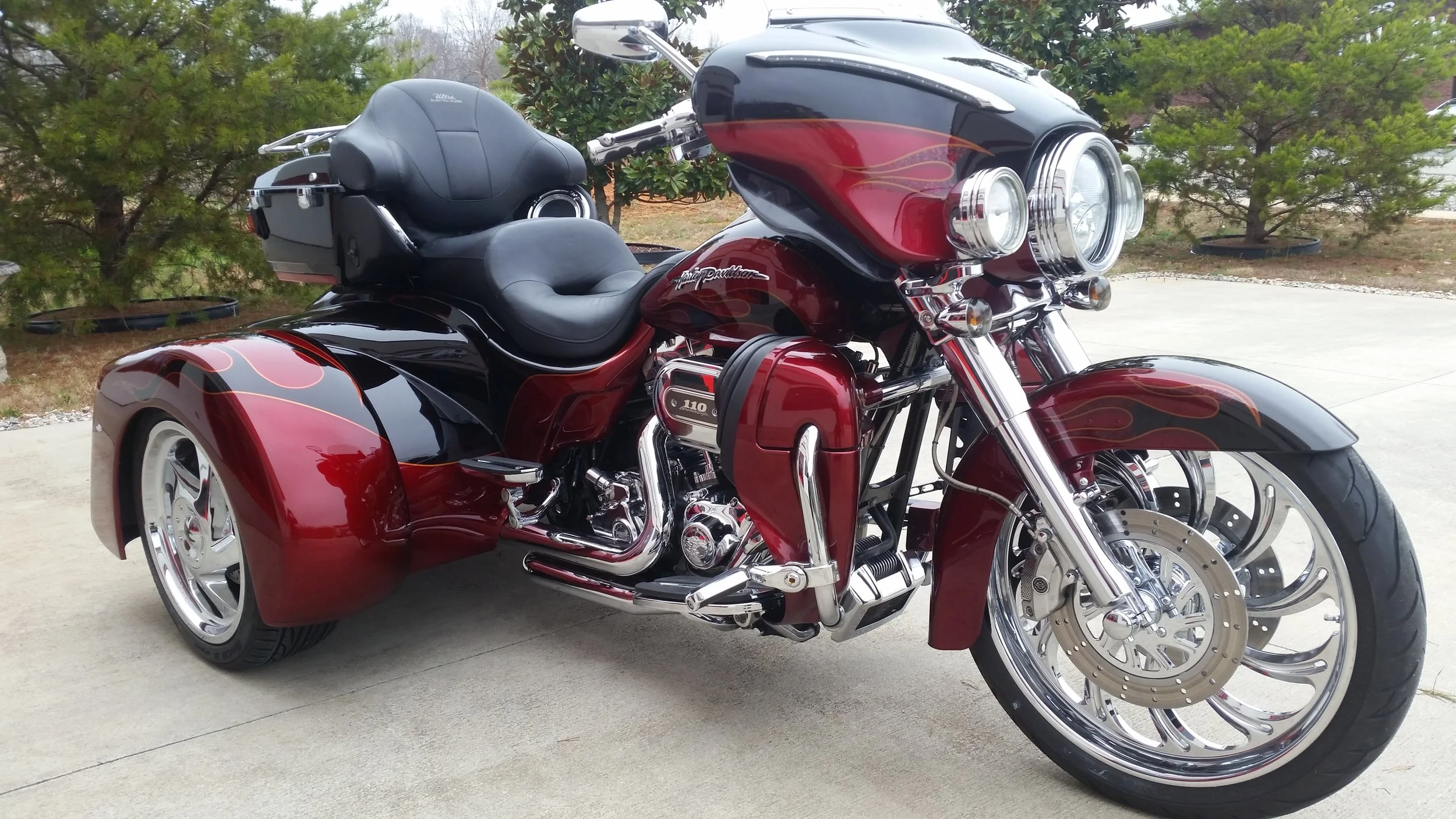2011 Harley Davidson Ultra Classic CVO with Hannigan Transformer Trike ...