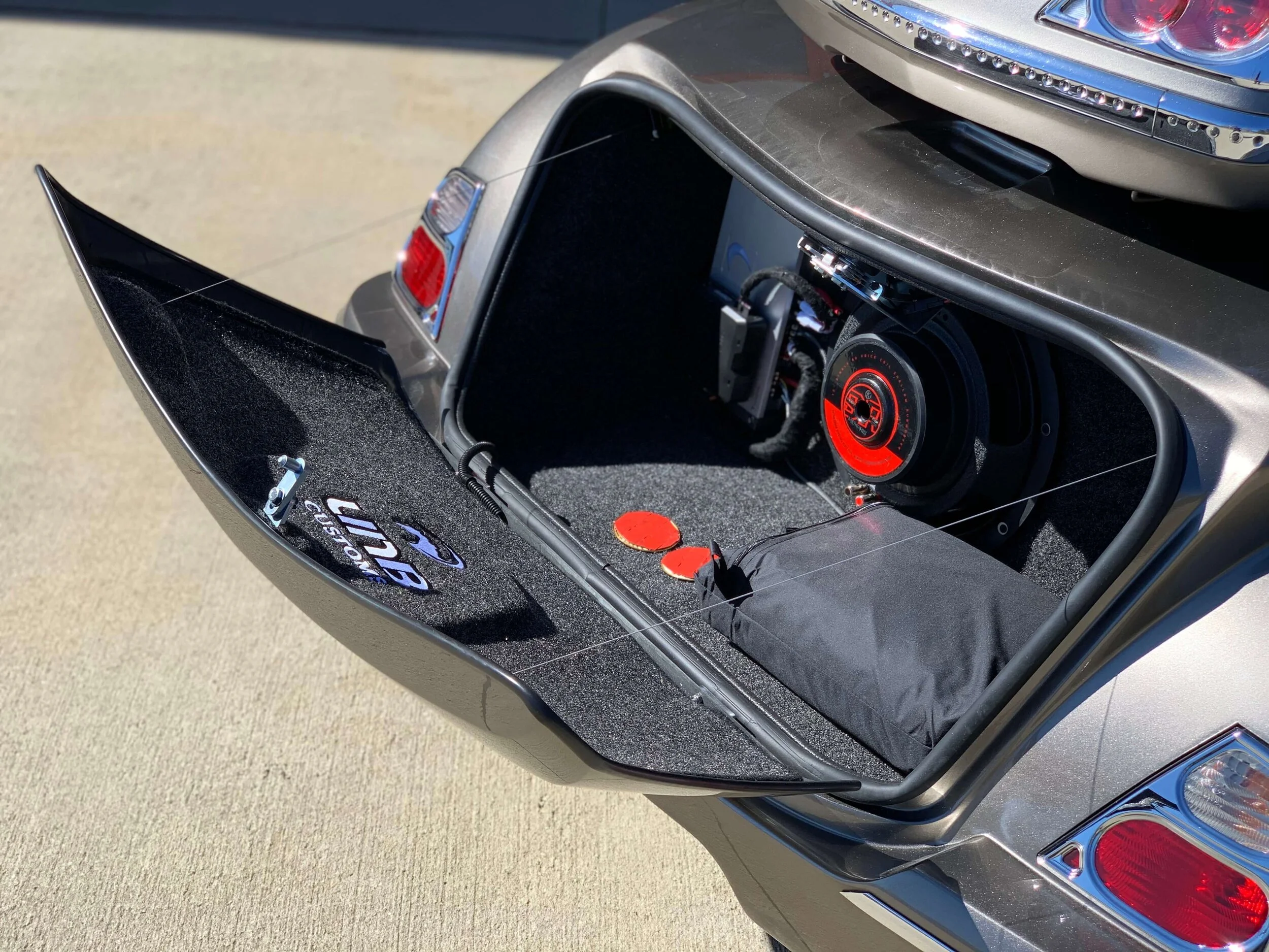 You've Never Seen A Goldwing Trike Like This — UNB Customs: Trike ...