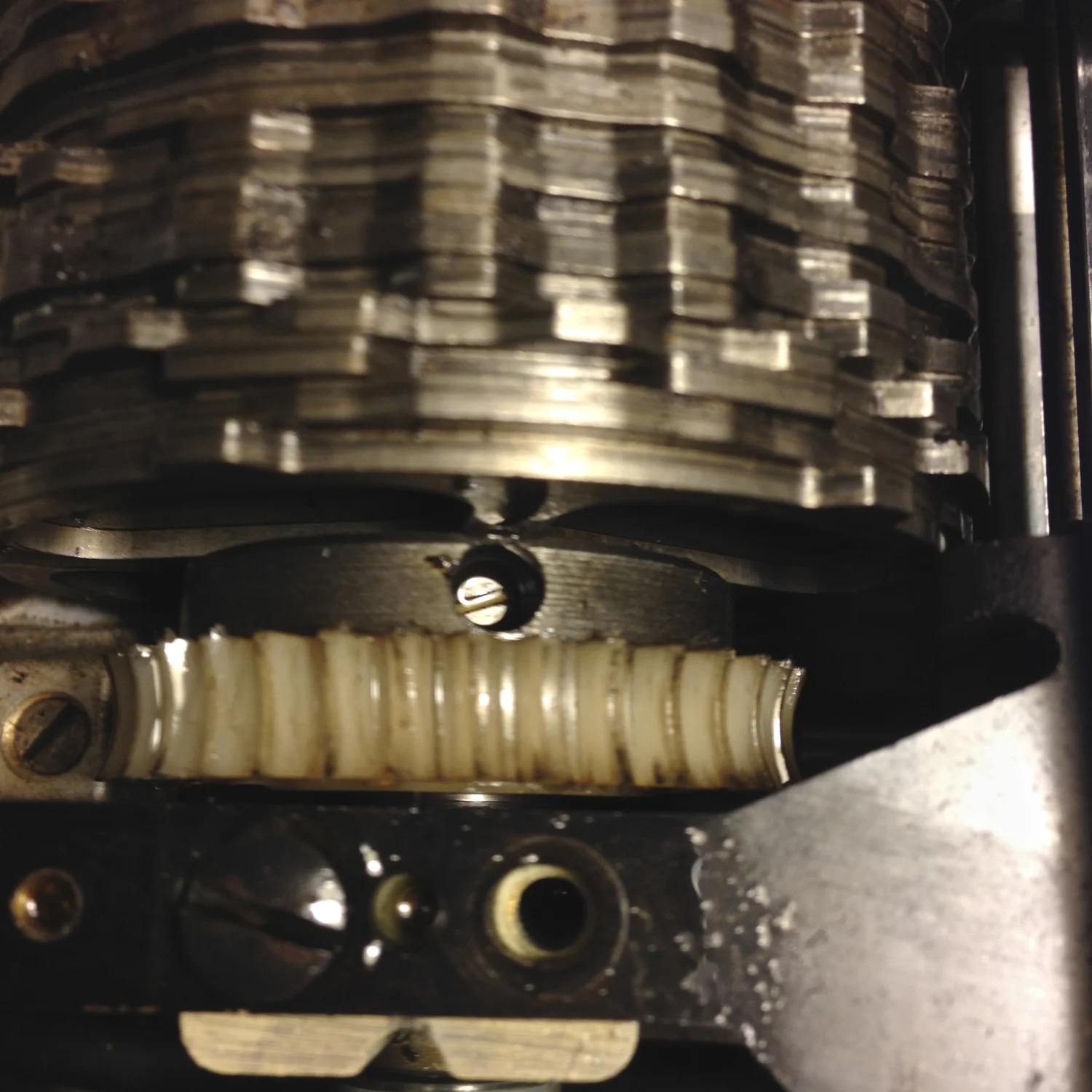 Replacing the Cam Gear on a Bernina 730 Record — Ashley and the Noisemakers