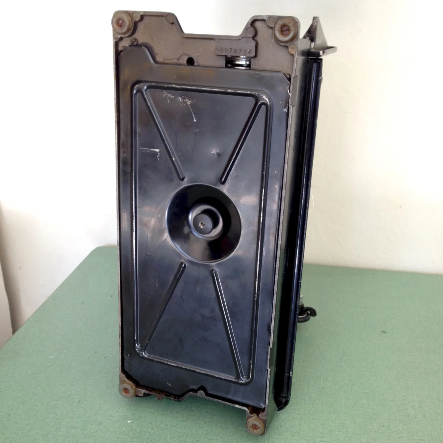 Singer 301a Review — Ashley and the Noisemakers