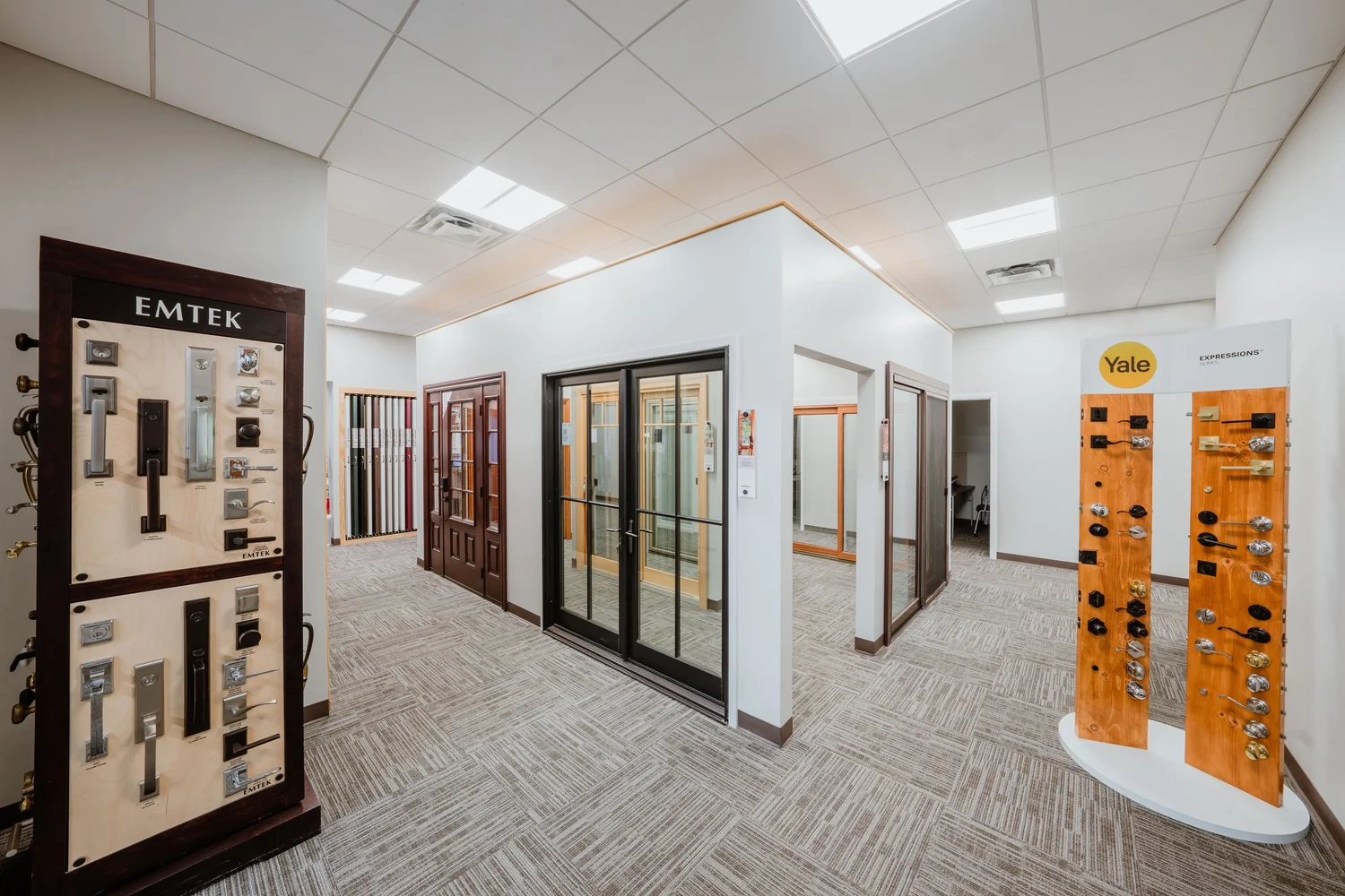Retail Showroom Design — MA+KE Architects, PC