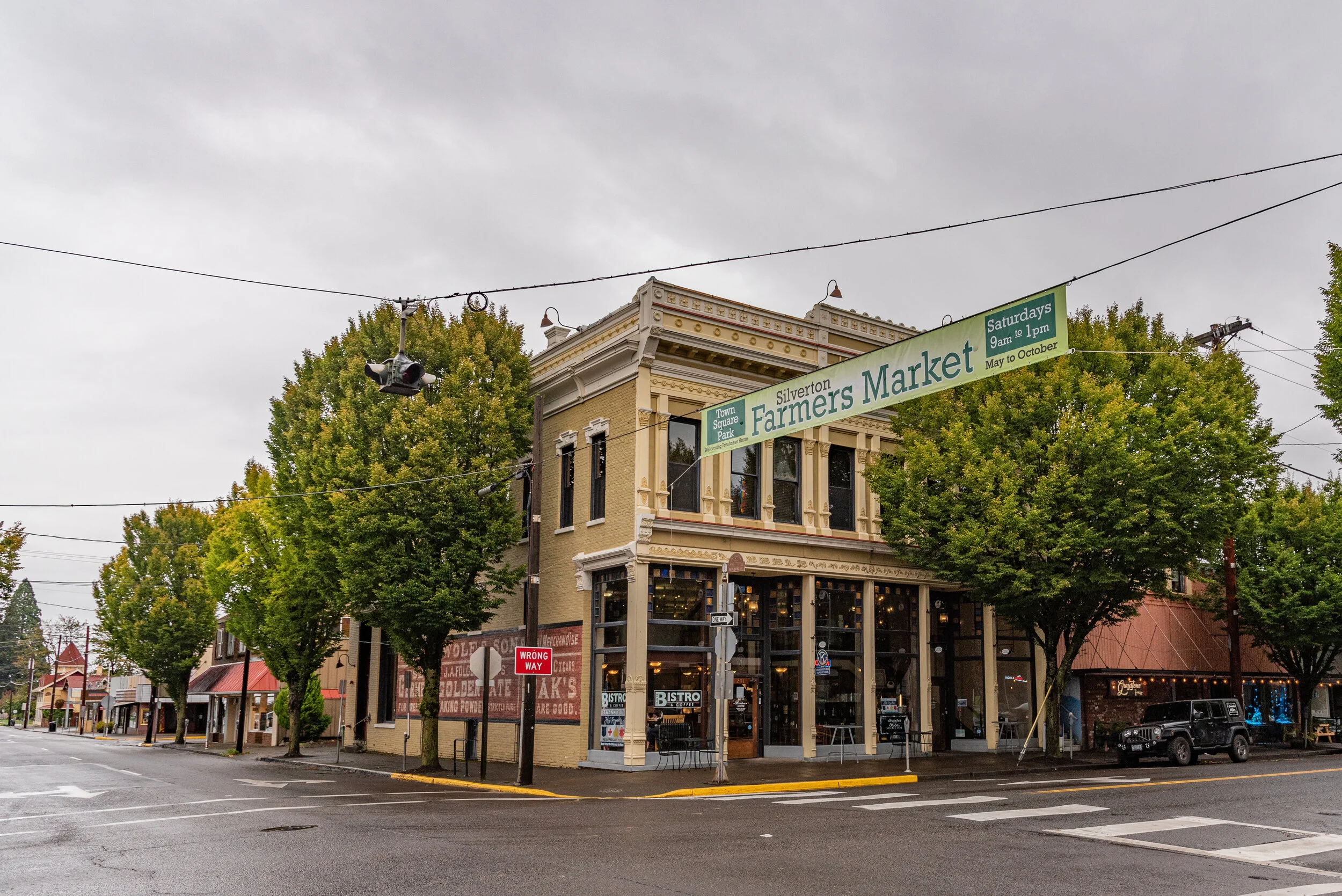 Best Practices and Bright Ideas for Renewing American Communities