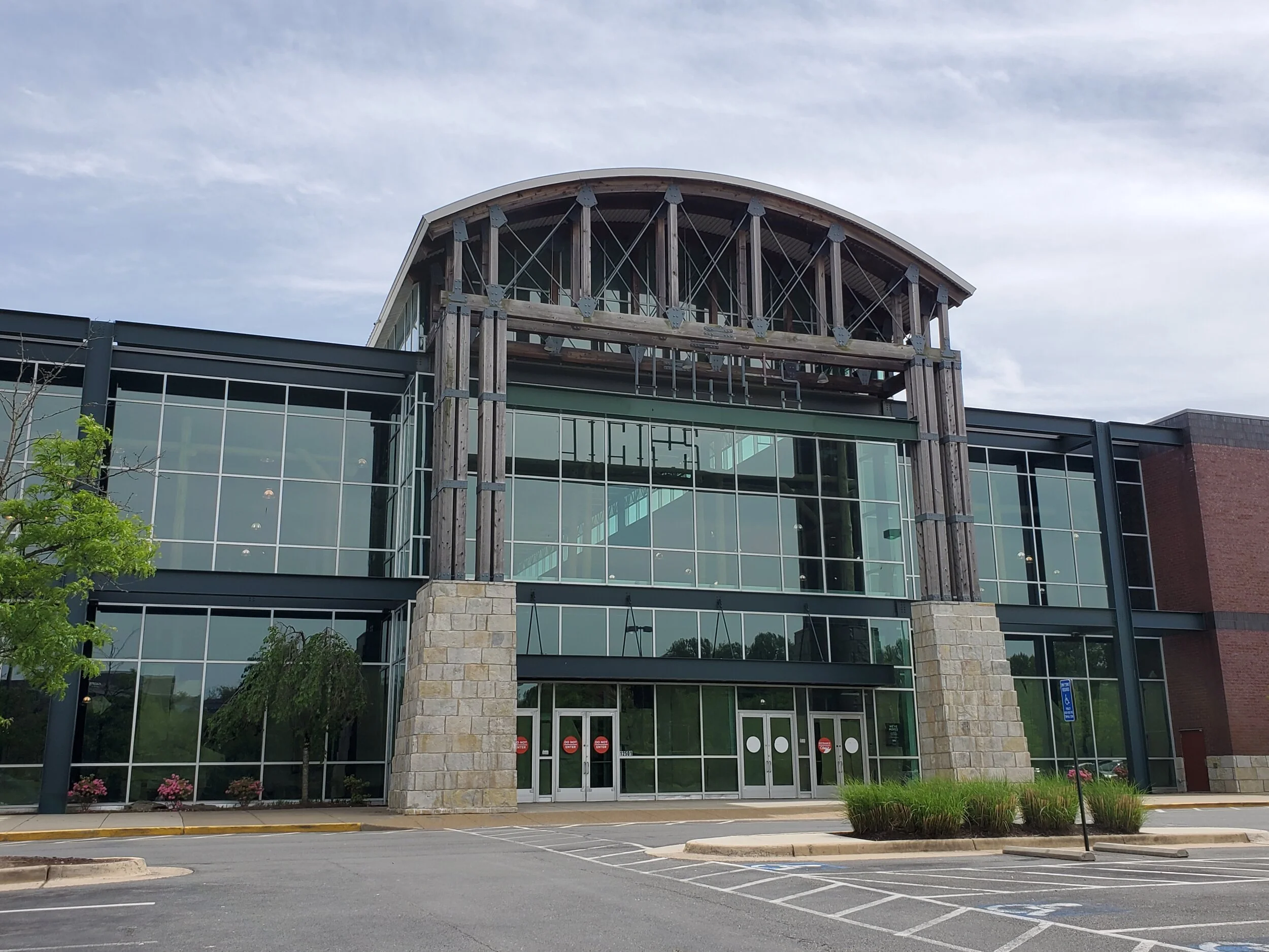 An Empty Big Box Store Is A Lesson In Commercial Density 
