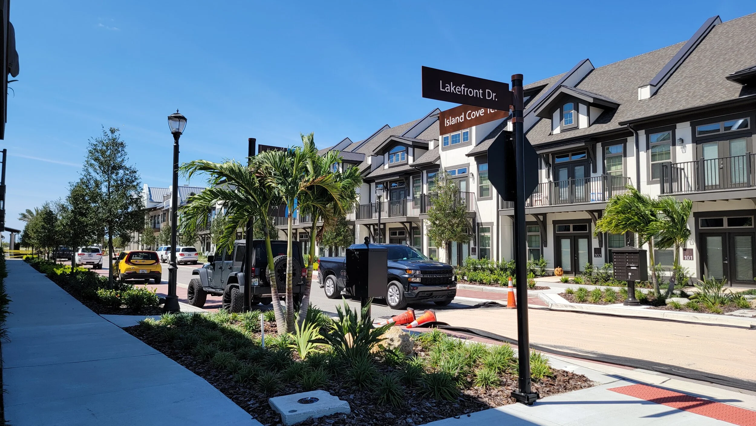 Movie Set Urbanism: Revisited