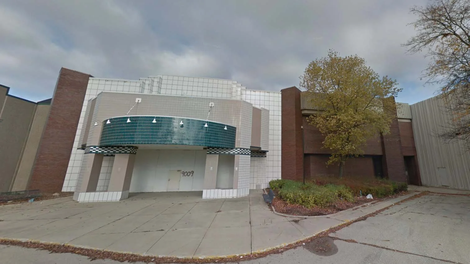 Mall Money, More Problems