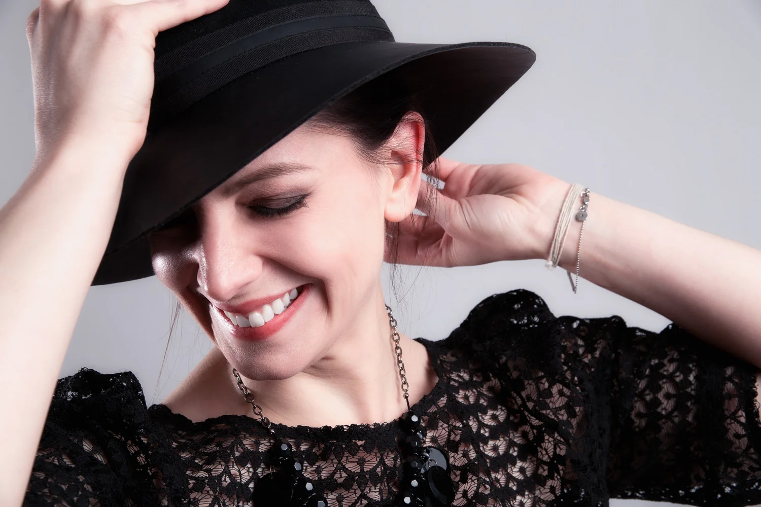 Hilary Walker's Instagram, Twitter & Facebook on IDCrawl