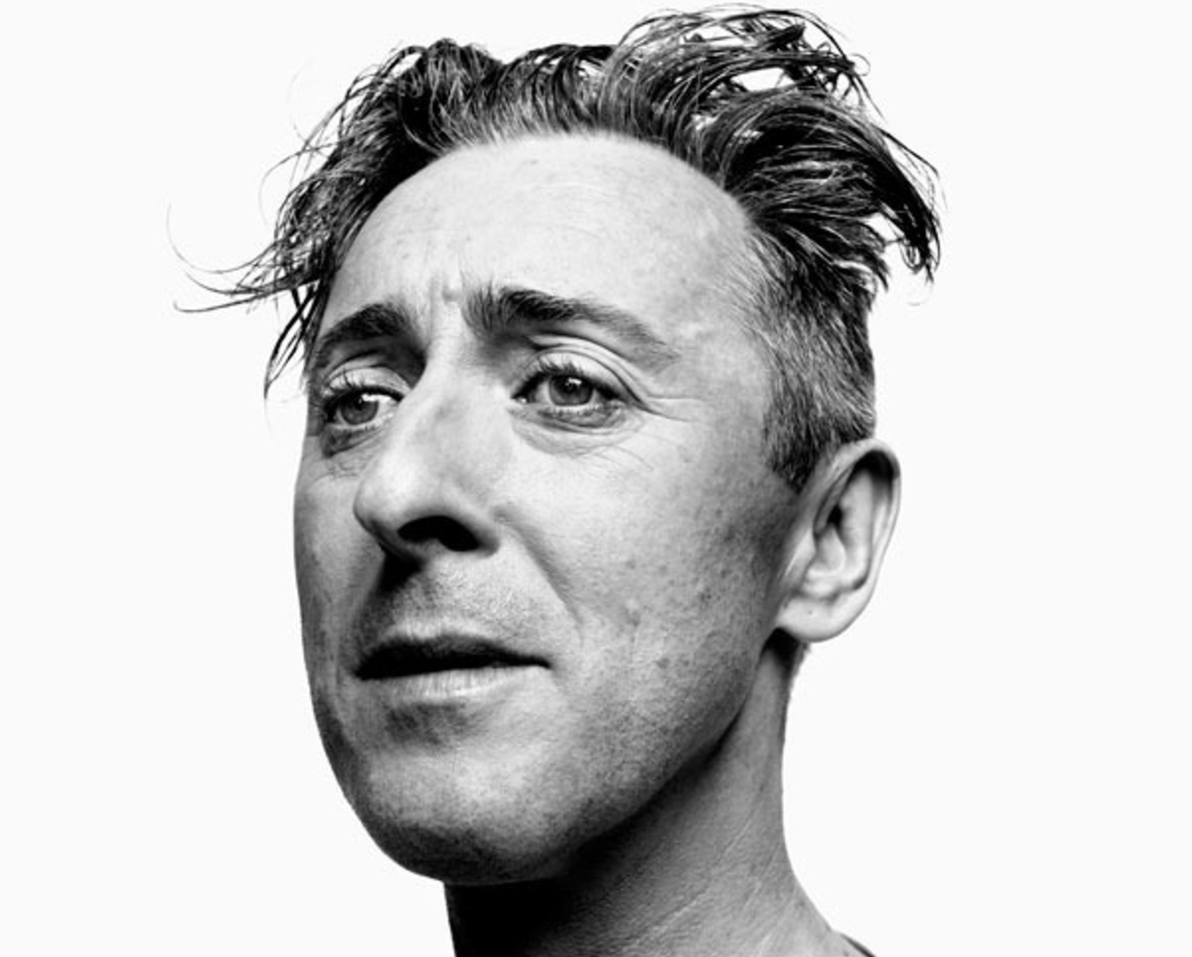 ALAN CUMMING